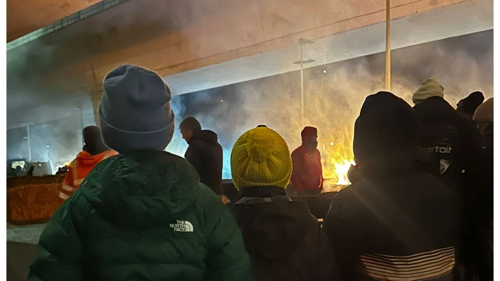 Corps dans une valise flottant sur le canal Charleroi-Bruxelles : début ...