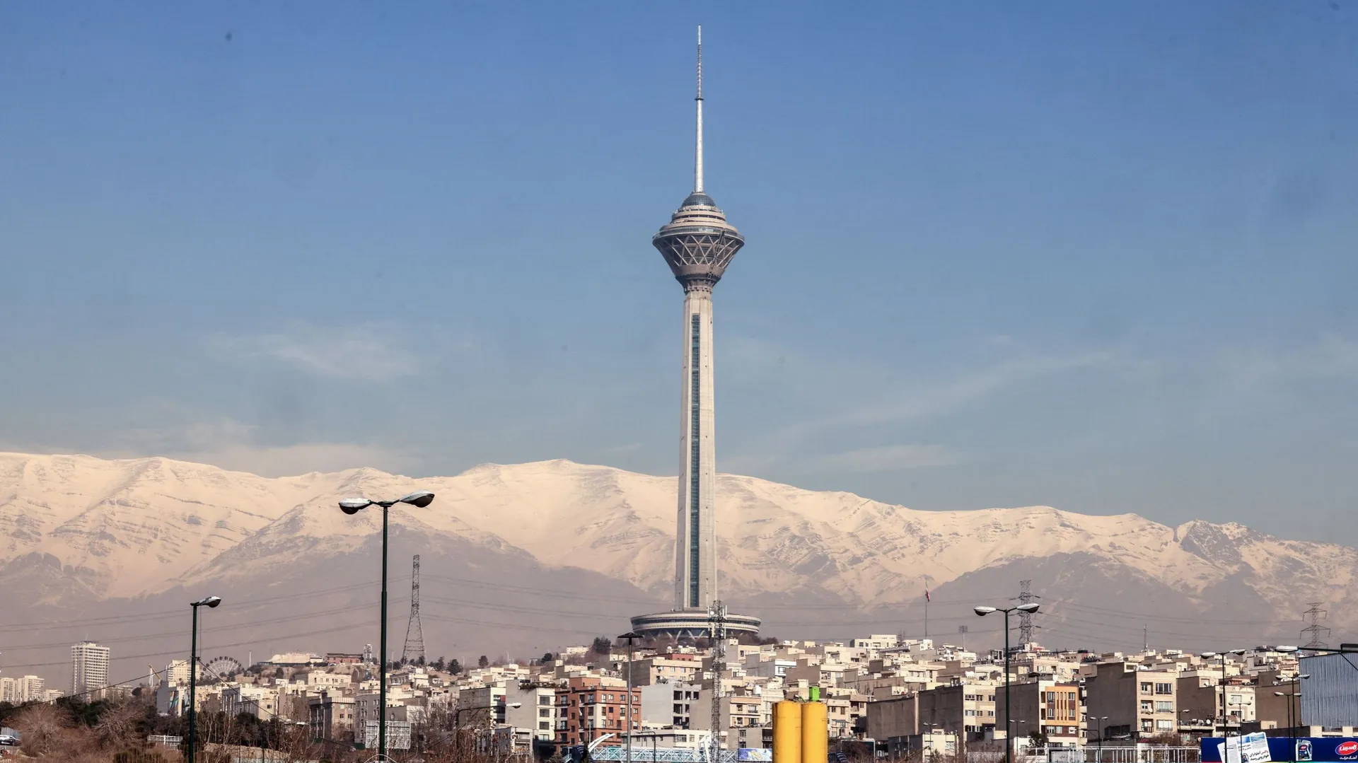 Une vingtaine d’Iraniens résidant en Belgique se rassemblent devant l ...