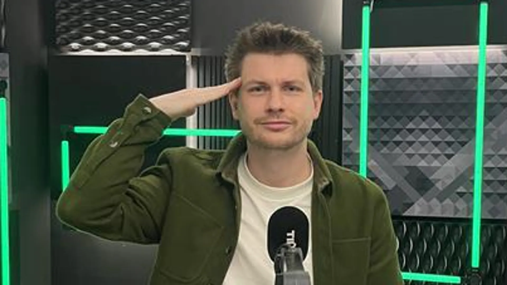 Les reconversions les plus improbables de nos stars, recensées par ...