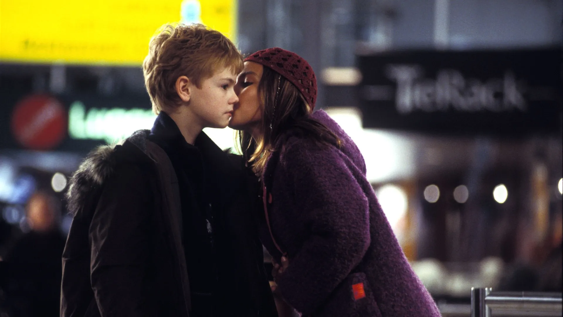 Les derniers combats d’Elizabeth II : une reine au cœur des crises, une vie de sacrifices - RTBF ...