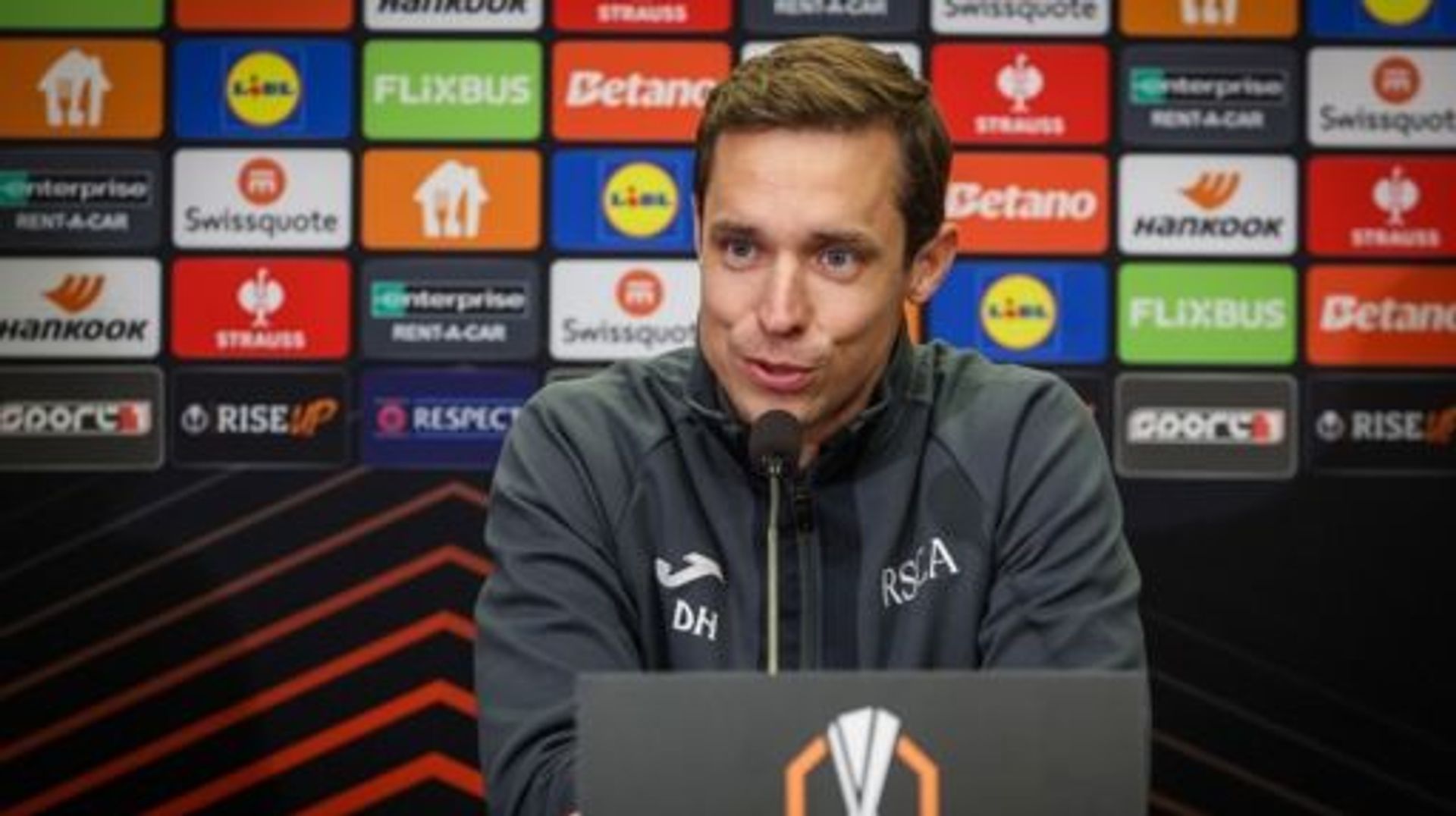 Europa League – Malgré les blessures, David Hubert reste optimiste ...