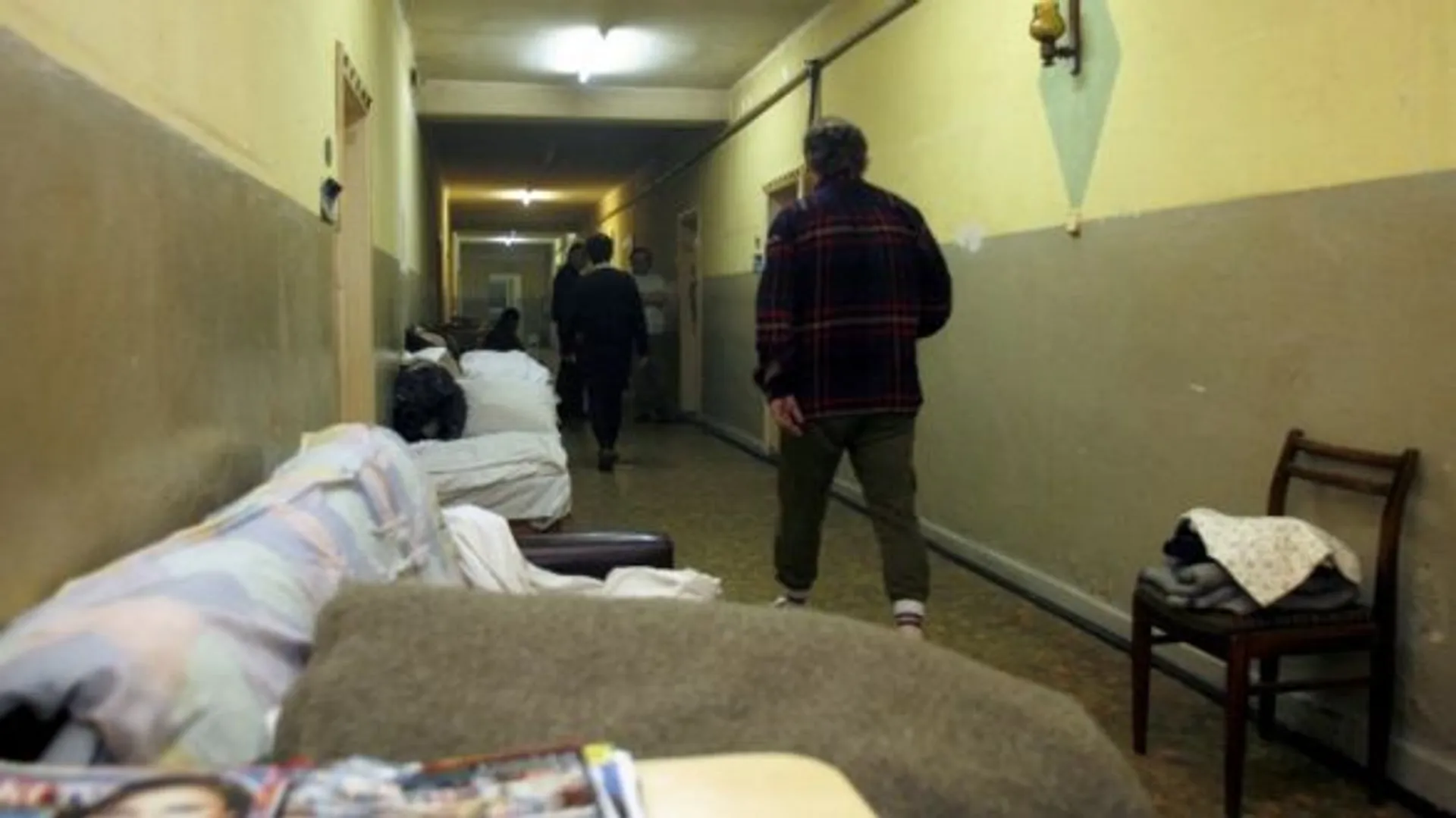 Froid: Marie Arena libère 250 000 euros pour les sans-abri - RTBF Actus