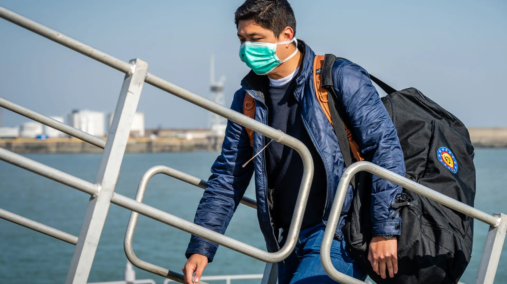 La frégate Léopold 1, touchée par le Covid-19, a repris la mer ...