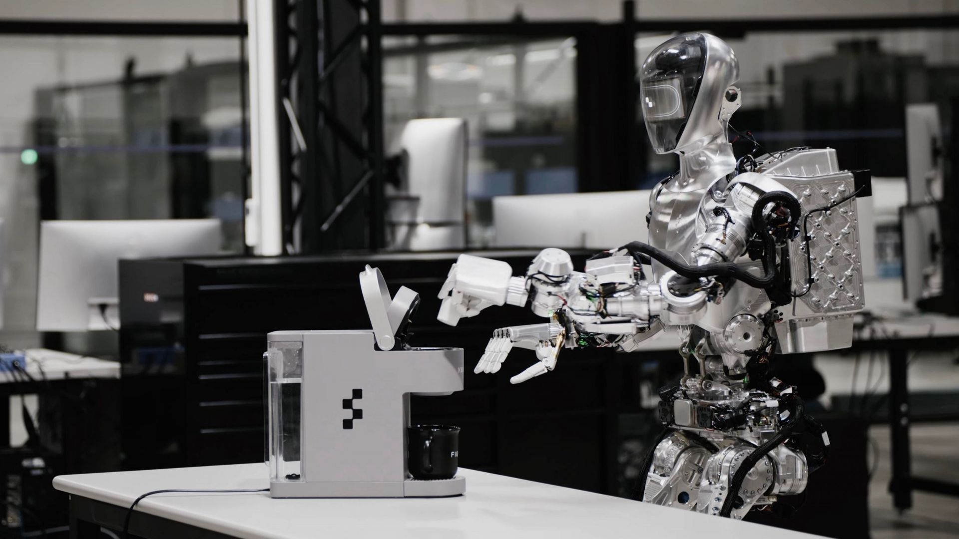 Ce robot humanoïde sait se servir d'une machine à café - RTBF Actus