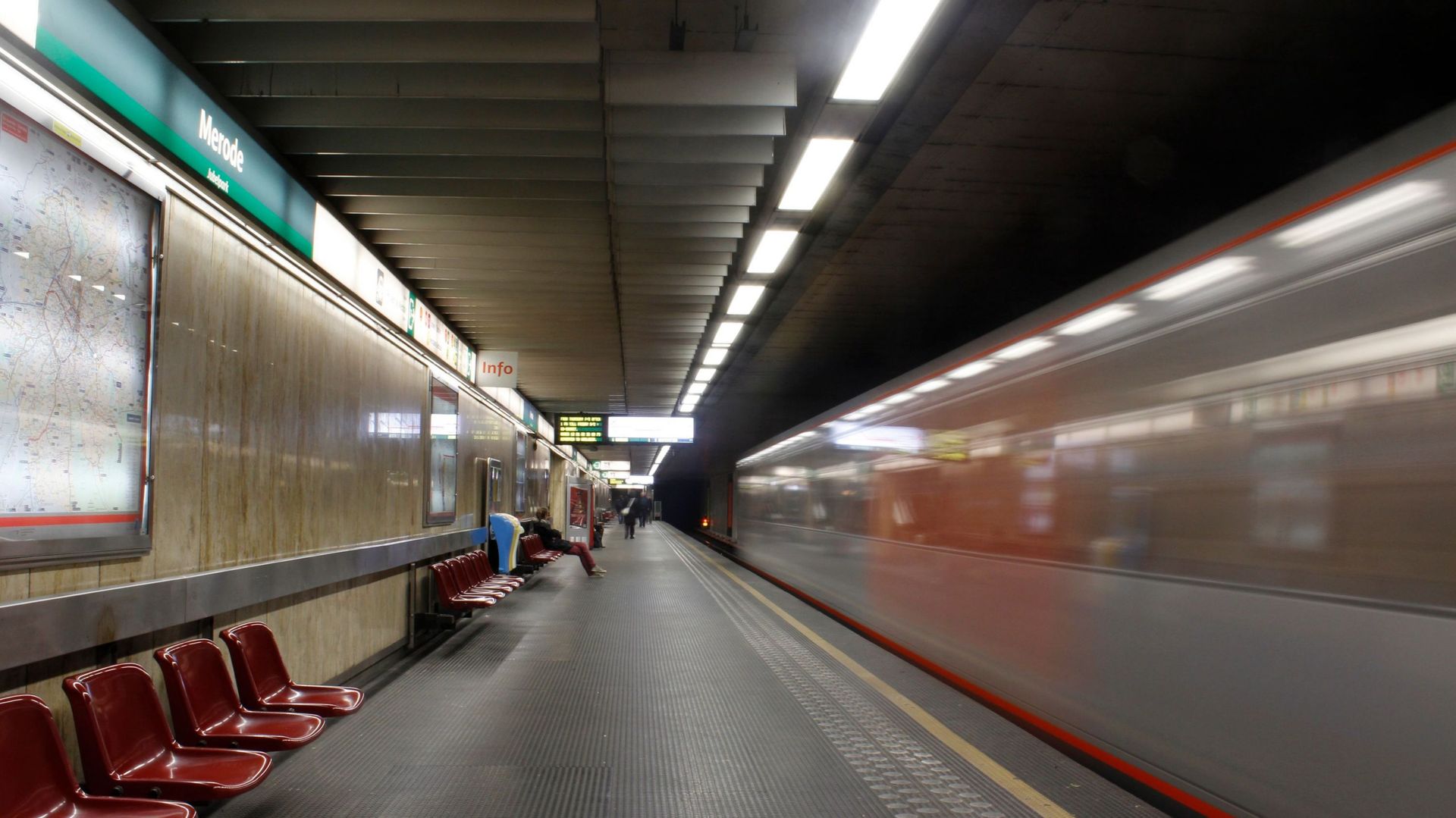 Métro bruxellois : la circulation est rétablie sur la ligne 1, entre ...
