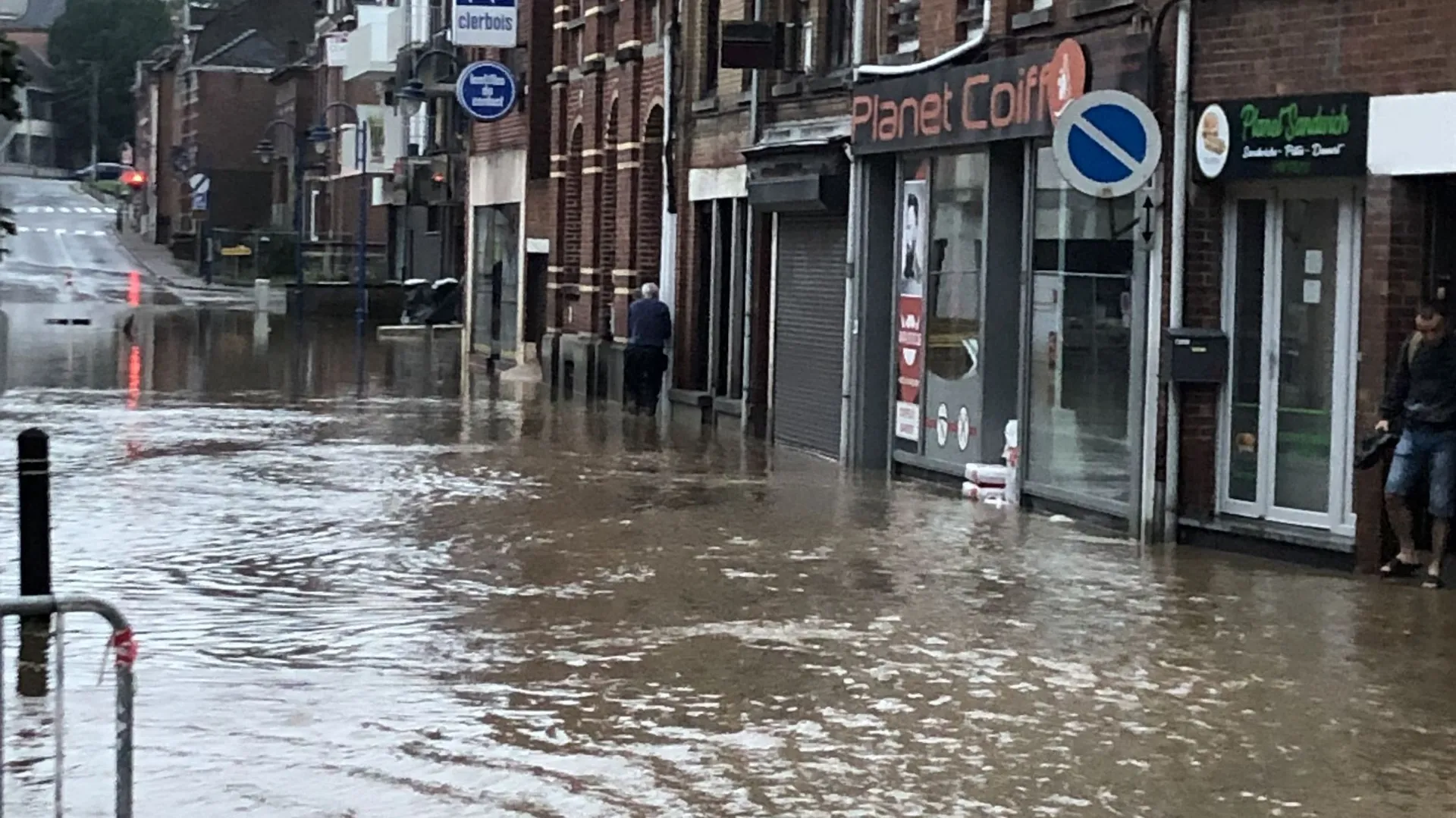 Les images du Brabant Wallon : un mètre cinquante d’eau dans le centre ...
