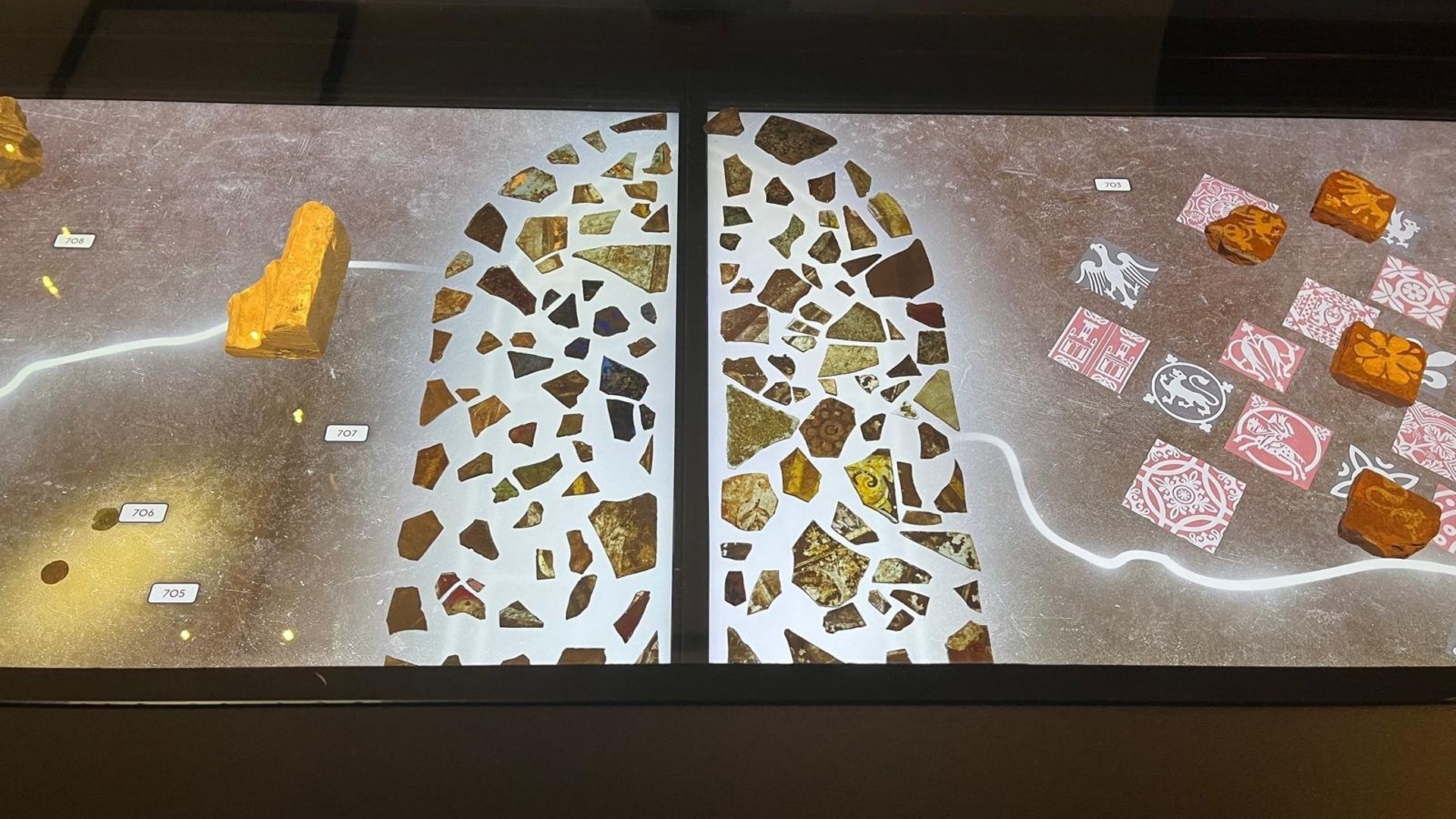 Inauguration du musée archéologique 'Bruxella 1238' sous la Bourse de ...