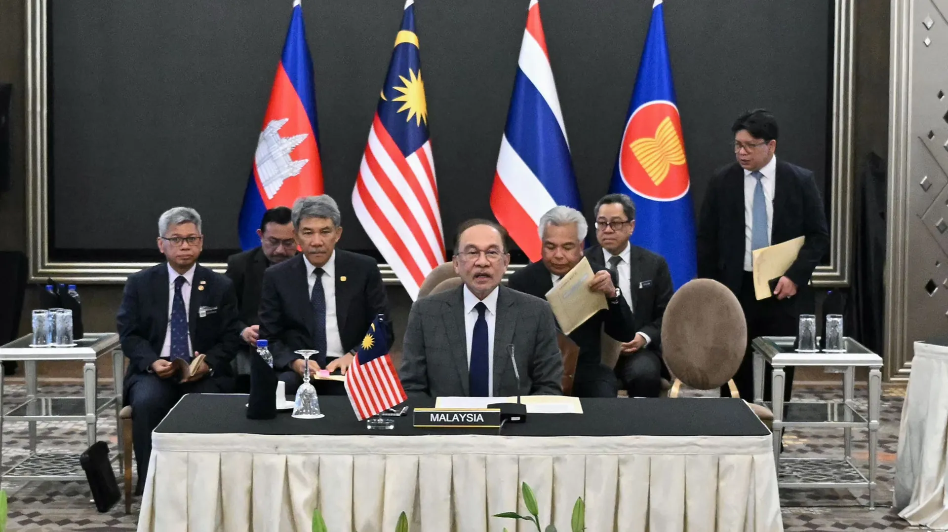 Affrontements entre le Cambodge et la Thaïlande : début des ...