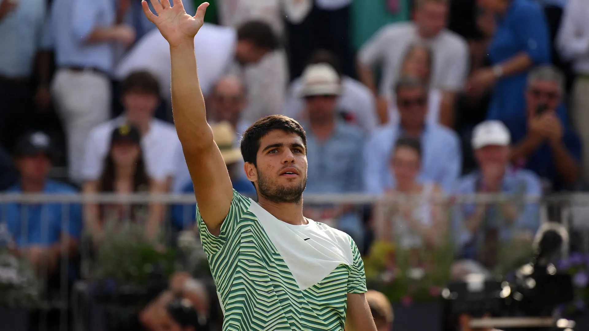 Carlos Alcaraz déçu de lui-même, attribue ses crampes à la tension : 'J ...