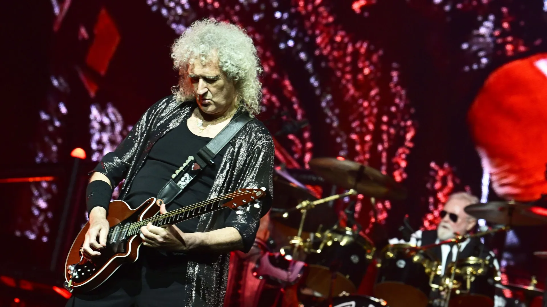 Brian May de Queen fait le point sur son état de santé après avoir été ...