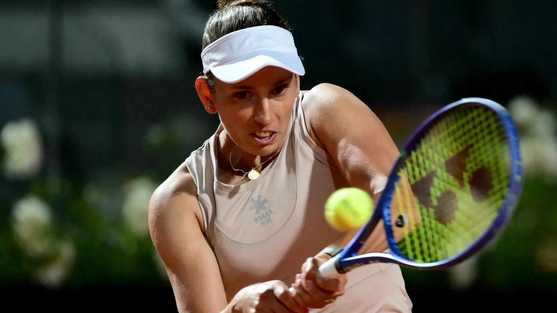 Elise Mertens, blessée, renonce à disputer son deuxième tour à Wuhan - RTBF Actus