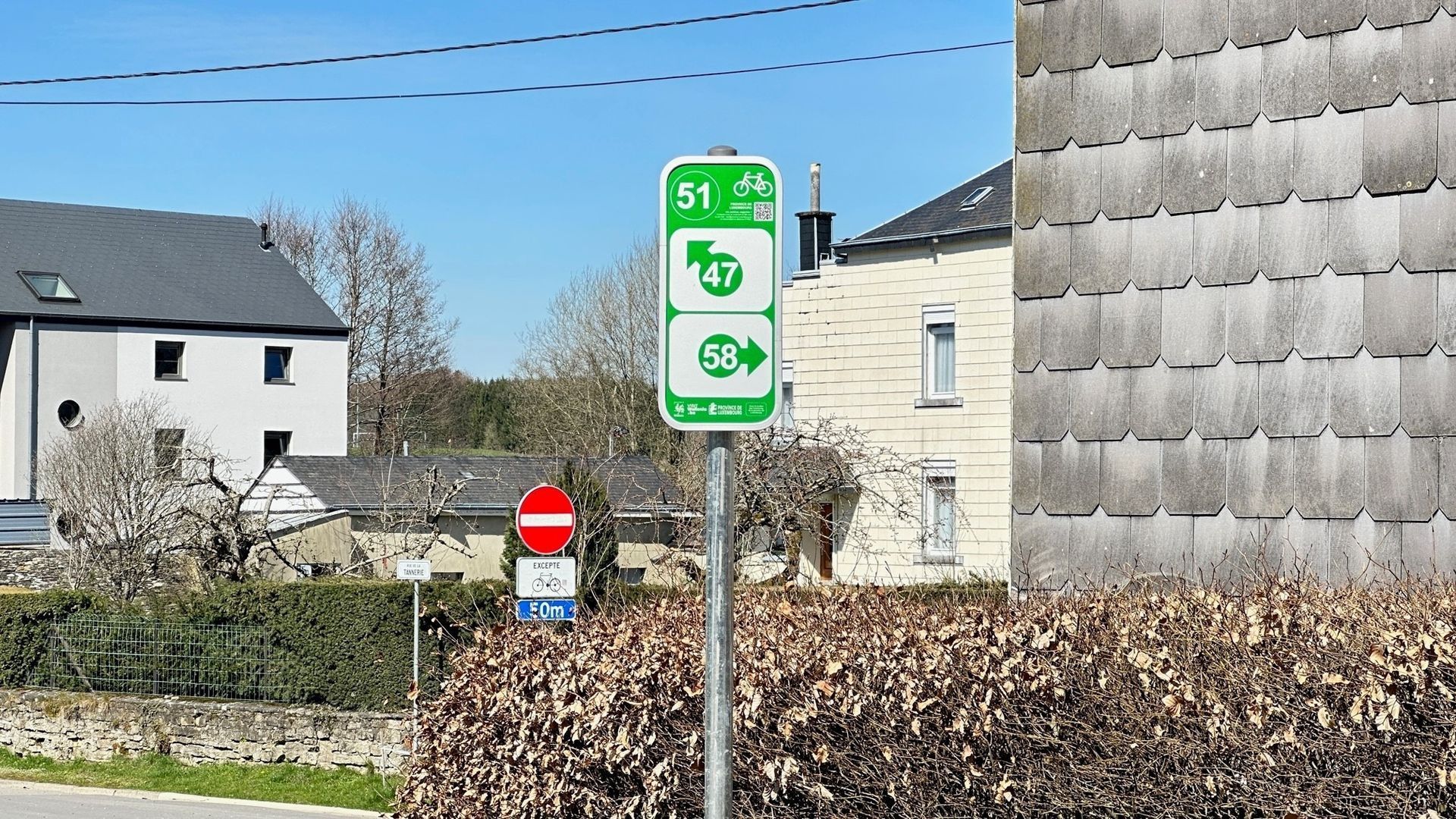 12.000 panneaux pour baliser le réseau de points-nœuds de la province ...