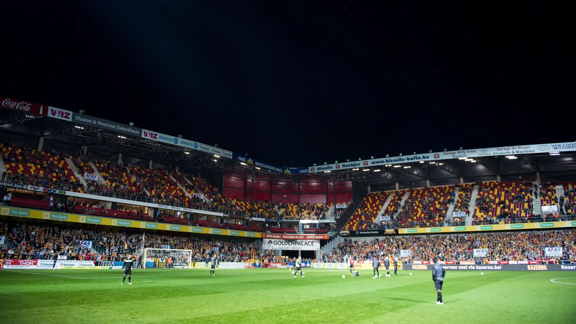 L'URBSFA fera ce qu'il faut pour que 'les deux arbitres concernés' n ...