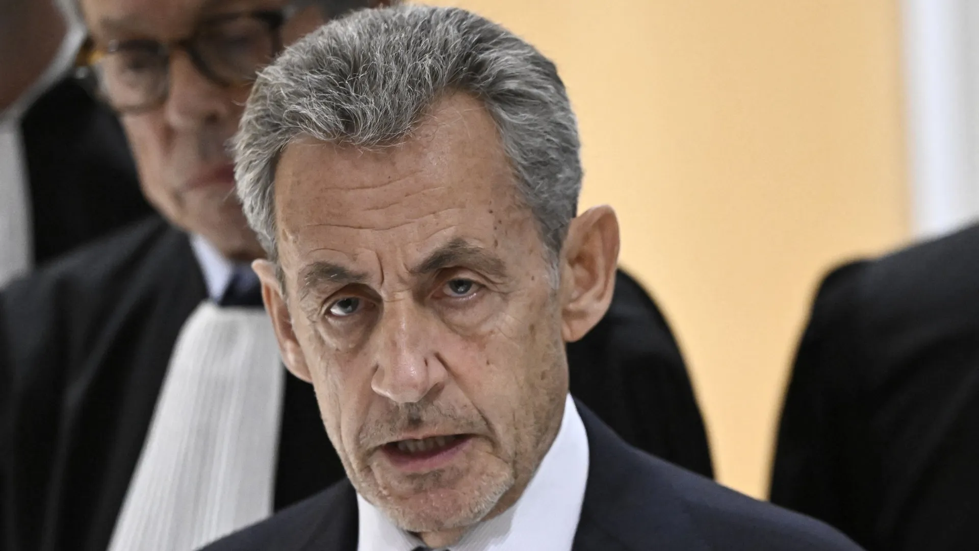 Nicolas Sarkozy... de l’Élysée à la prison - RTBF Actus