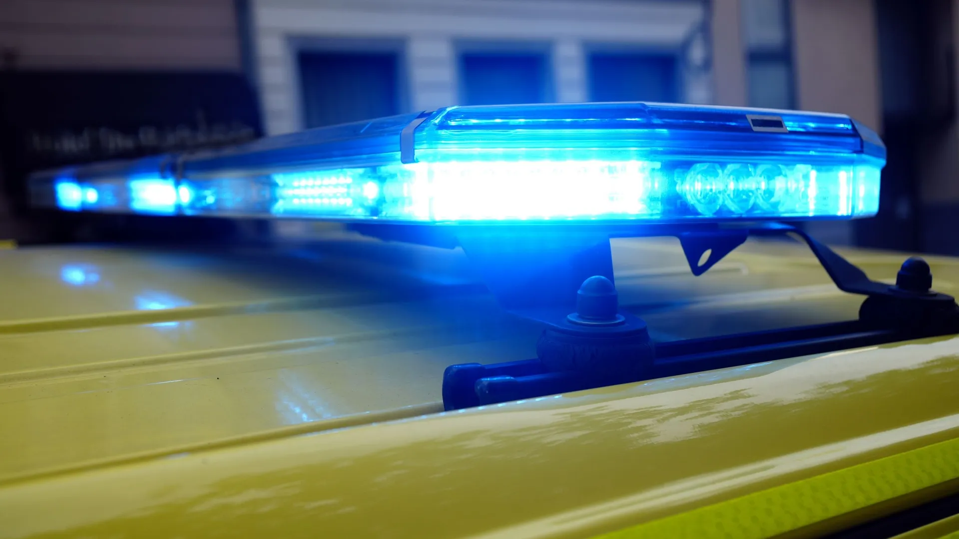 Pideo bokep indonesia leggy and uninhibited on top as