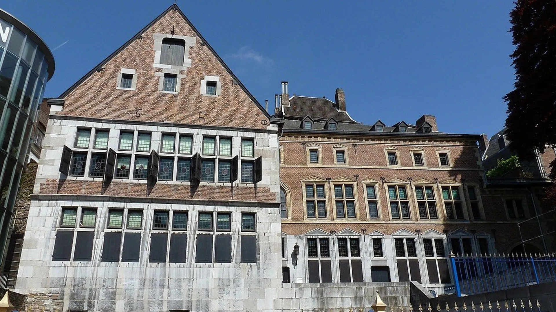 A Liège, l’hôtel de Bocholtz est à vendre aux enchères - RTBF Actus