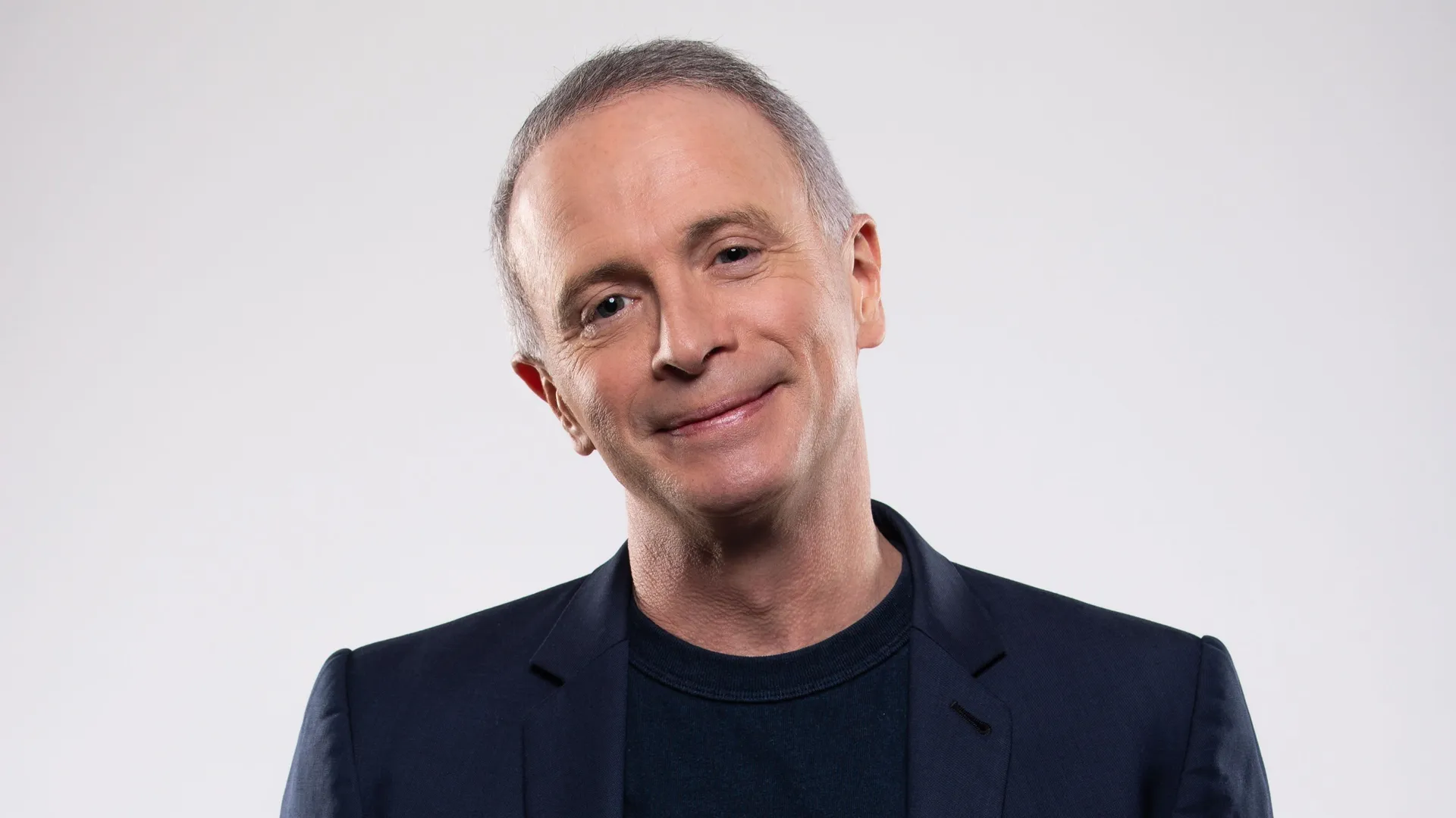 Le Grand Cactus : Fabrizio dit oui au don de sang - RTBF Actus