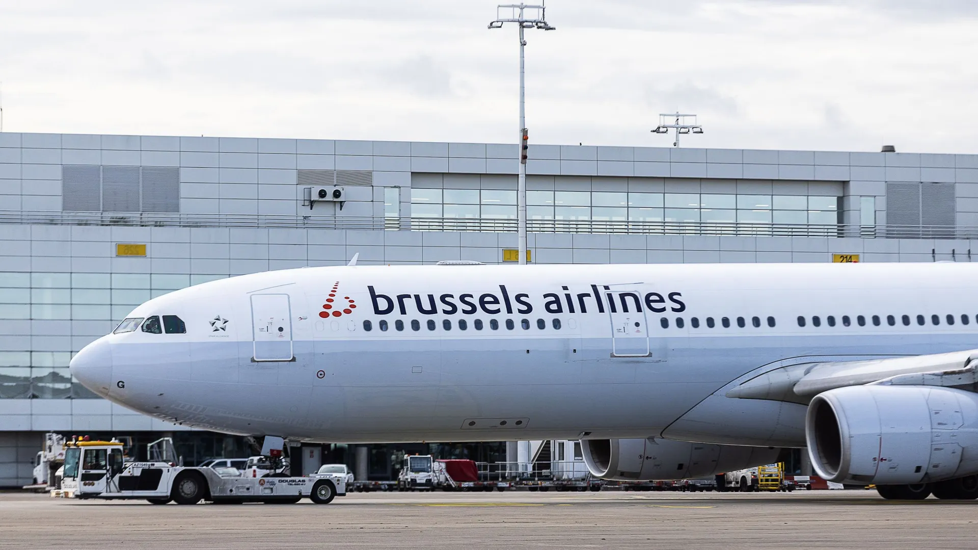 Peter Gerber démissionne de son poste de CEO de Brussels Airlines ...