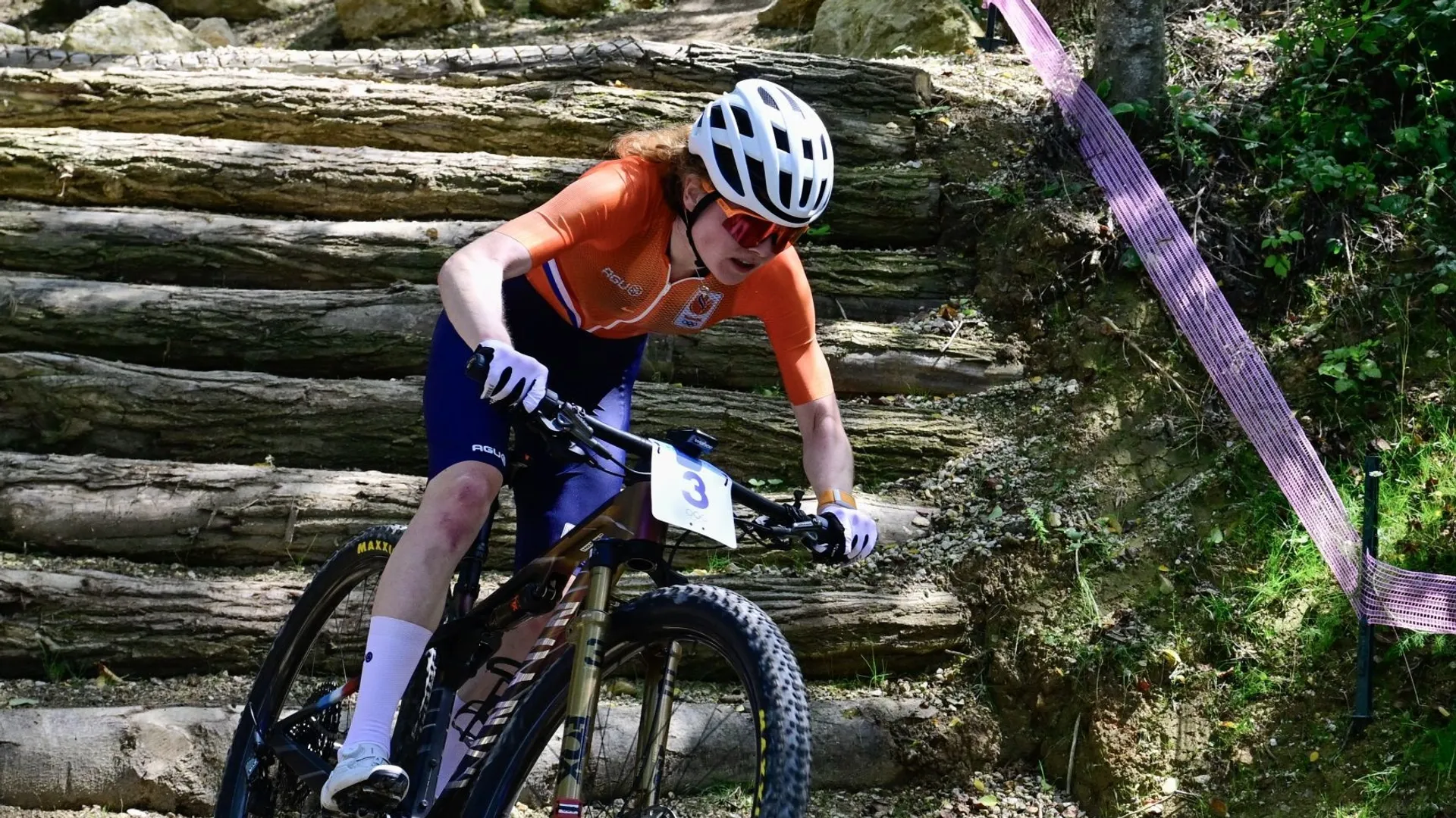 Ruiva isabell naked she is gorgeous, considerate and fun