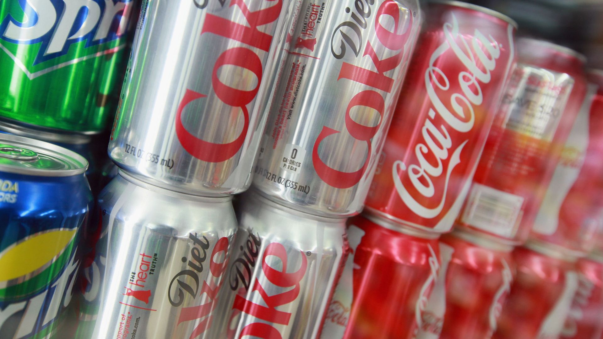 Coca-cola, Sprite, Fanta… : des millions de canettes et bouteilles de ...