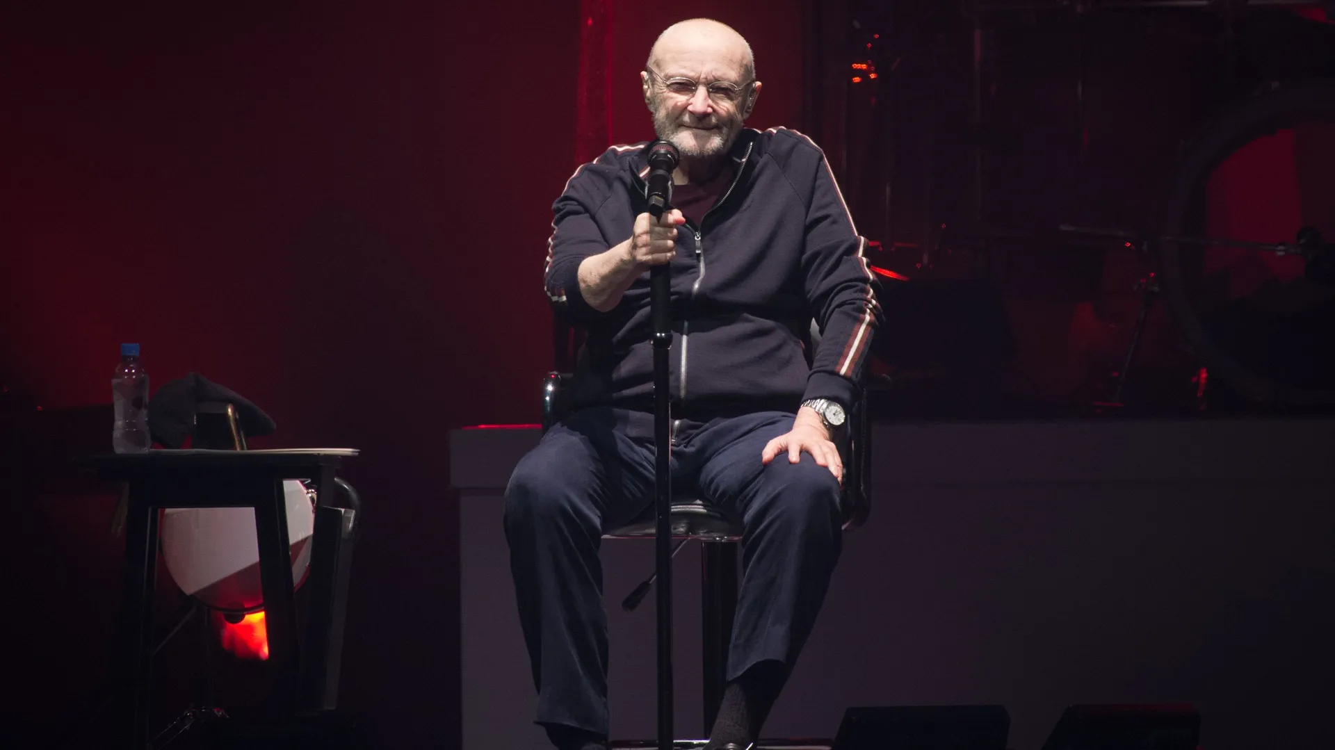 Phil Collins : entre problèmes de santé et réédition d’un album de ...