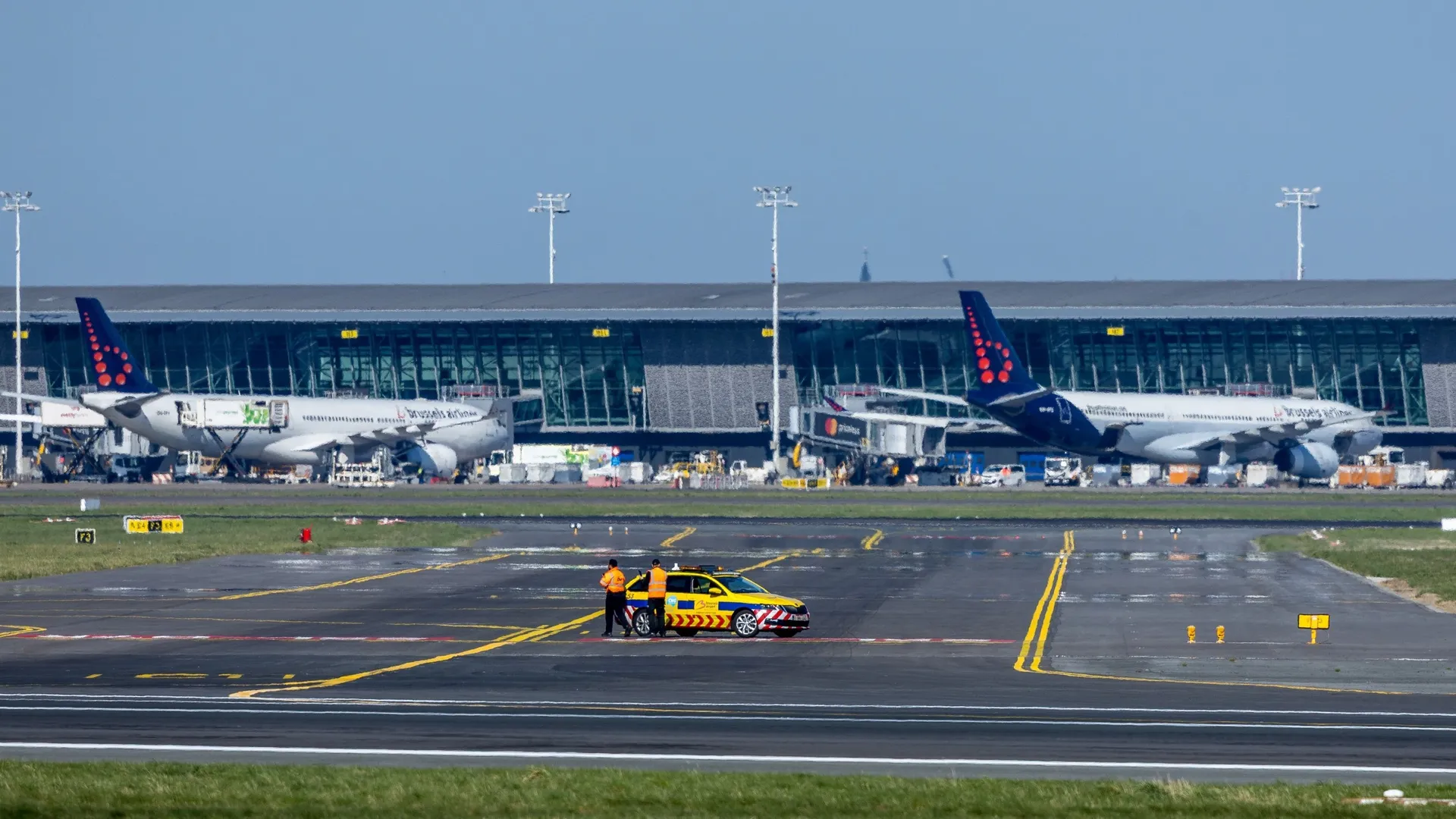 Aéroport de Charleroi : le gouvernement dévoile son plan pour les vingt ...