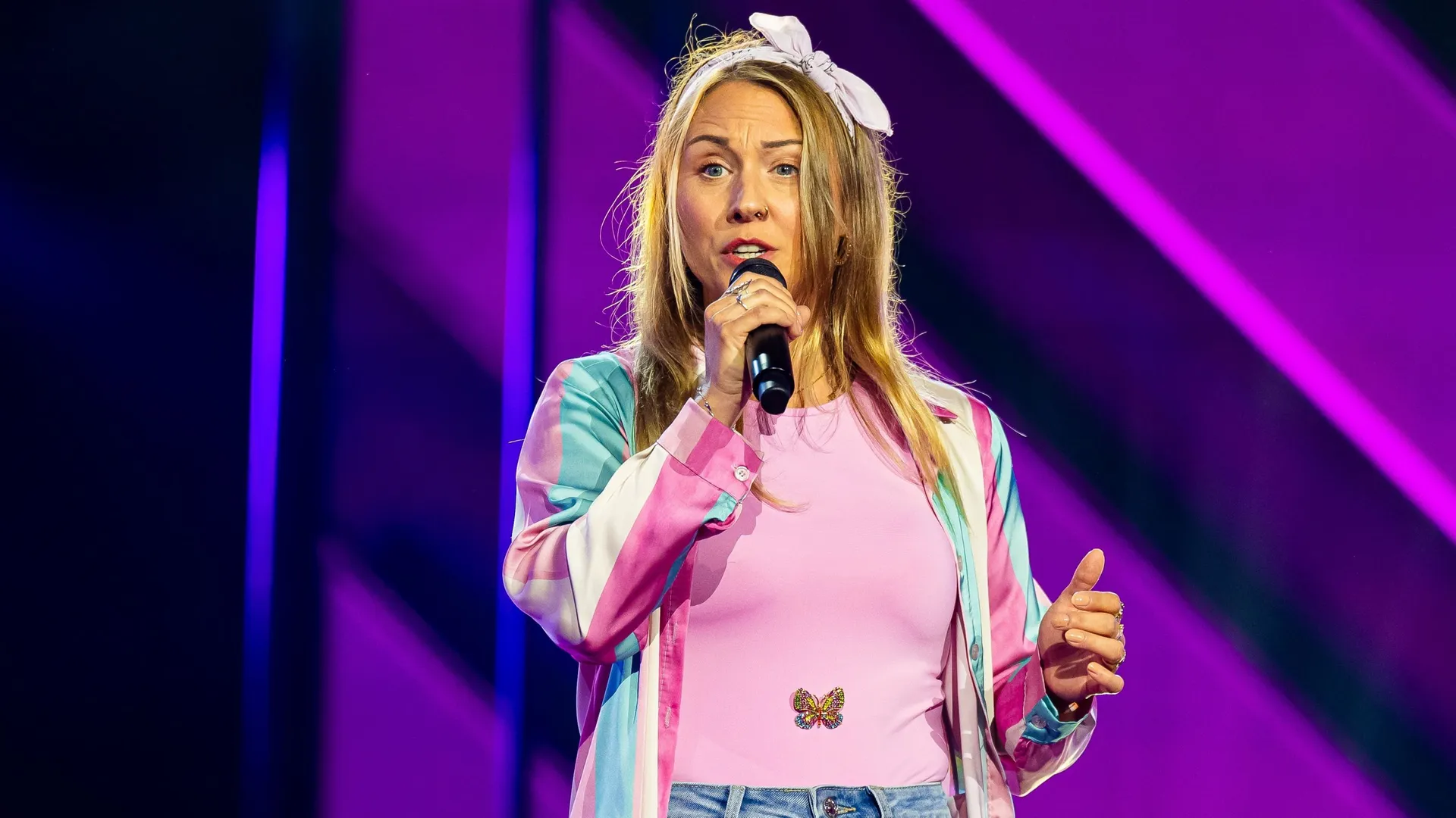 'Il y a eu énormément de réactions' : Apolline revient sur son audition à l’aveugle dans The ...