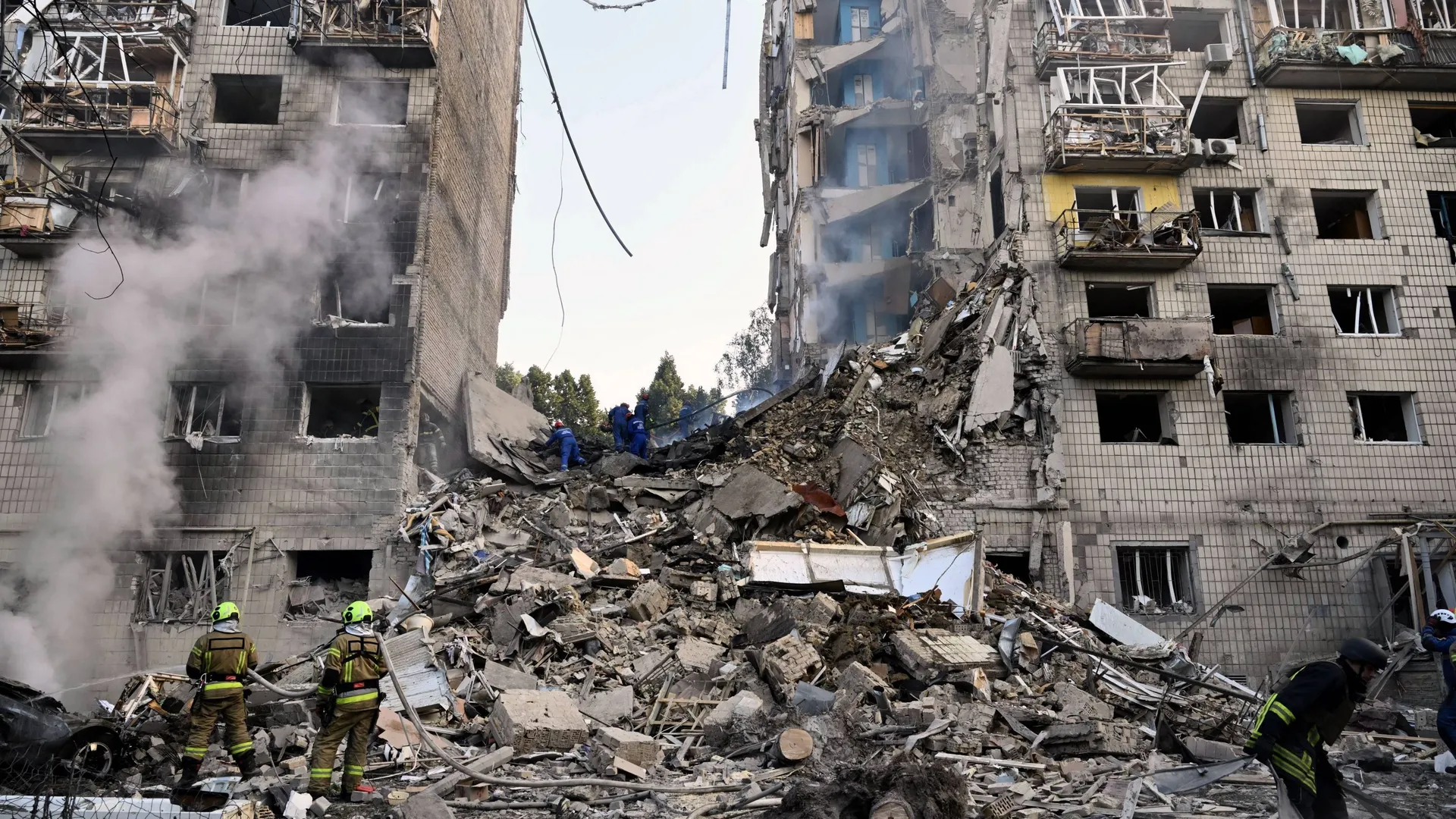 Guerre en Ukraine – Opération ukrainienne d'ampleur : des bases aériennes russes ciblées par des ...