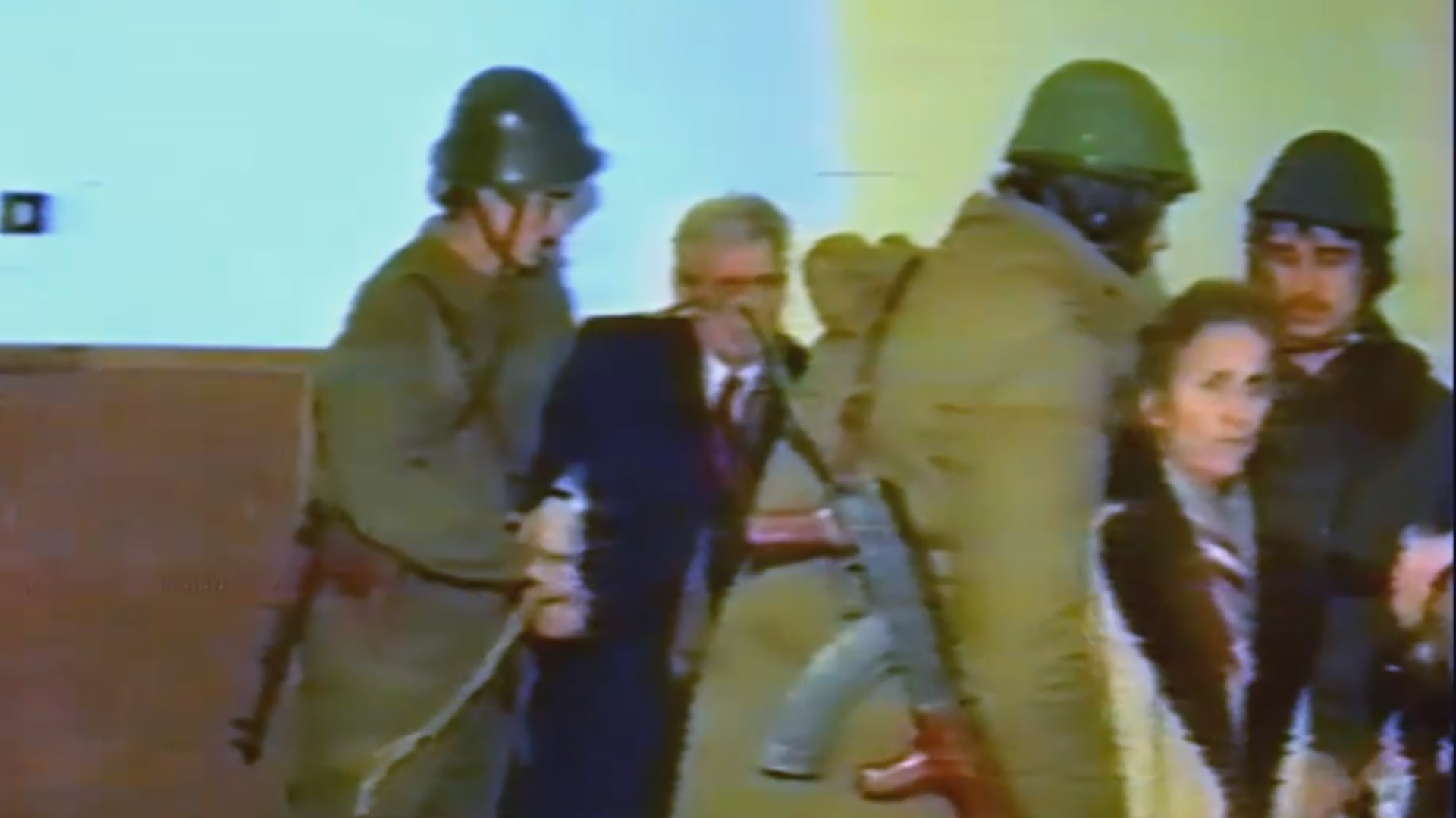 Il y a 30 ans, le procès et l'exécution de Ceausescu marquent le ...