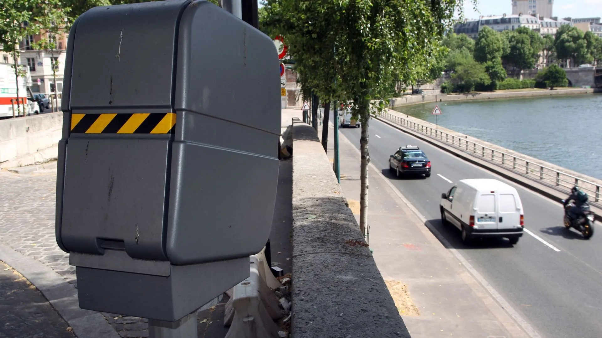 Voici la liste des nouveaux radars fixes et de franchissement des feux ...