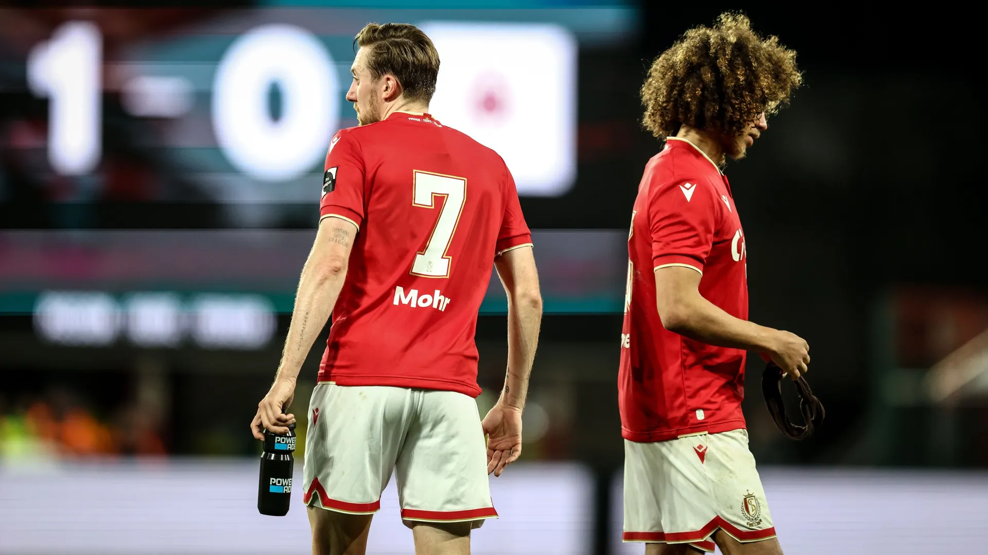 Matthieu Epolo prolonge son contrat au Standard jusqu’en 2029 - RTBF Actus