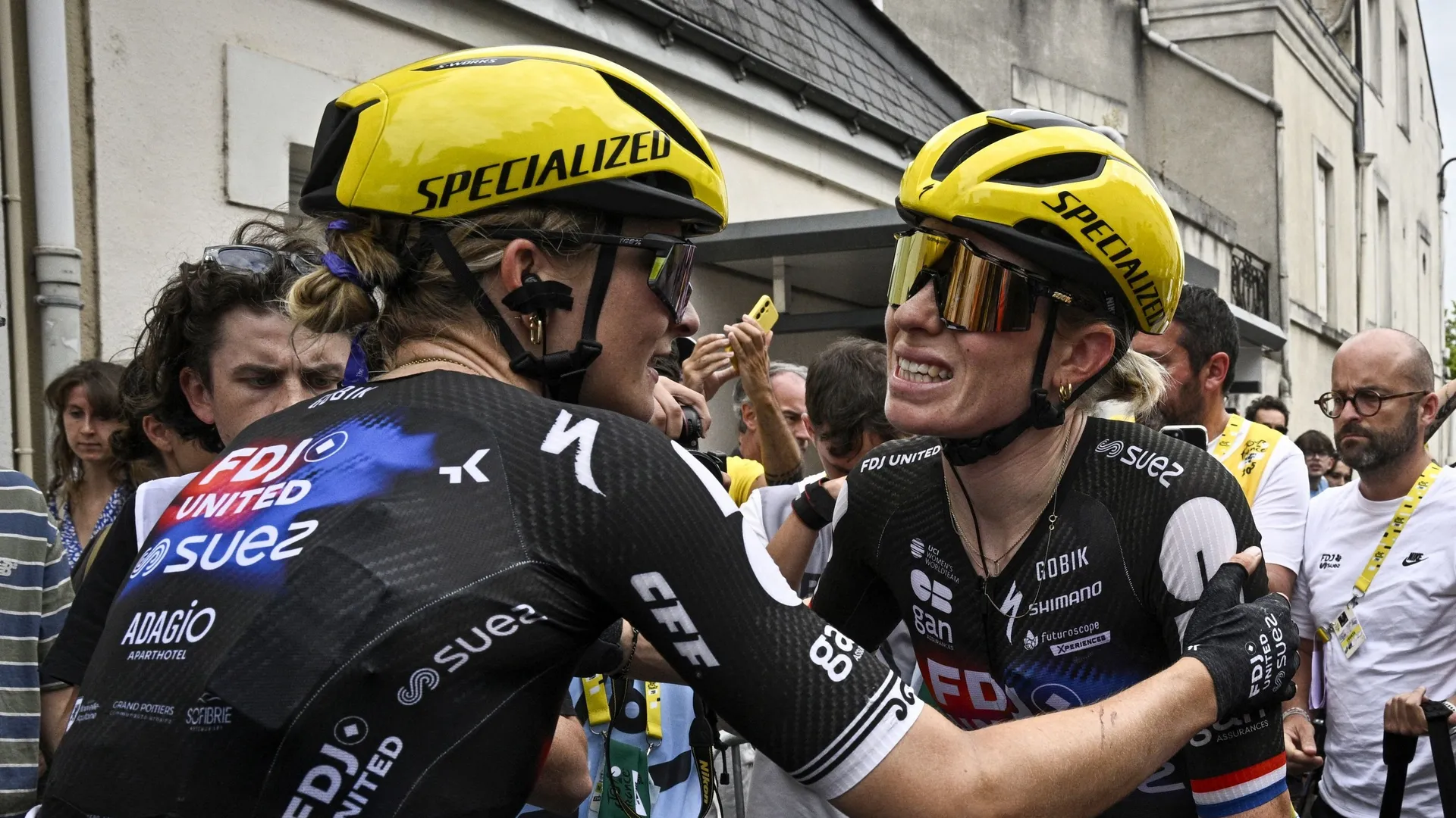 Tour de Norvège : Maxim Van Gils s’offre la 3e étape, Matthew Brennan reste leader - RTBF Actus