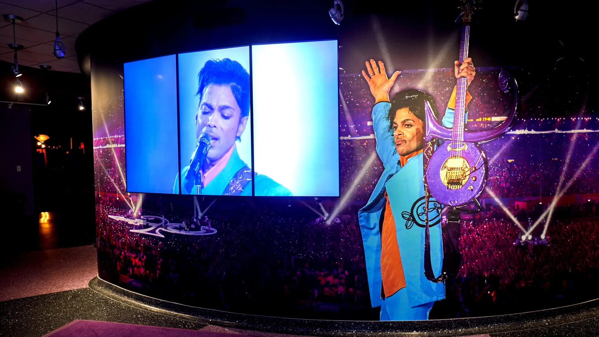 Dix ans après la mort de Prince, ses musiciens lui rendent hommage à ...