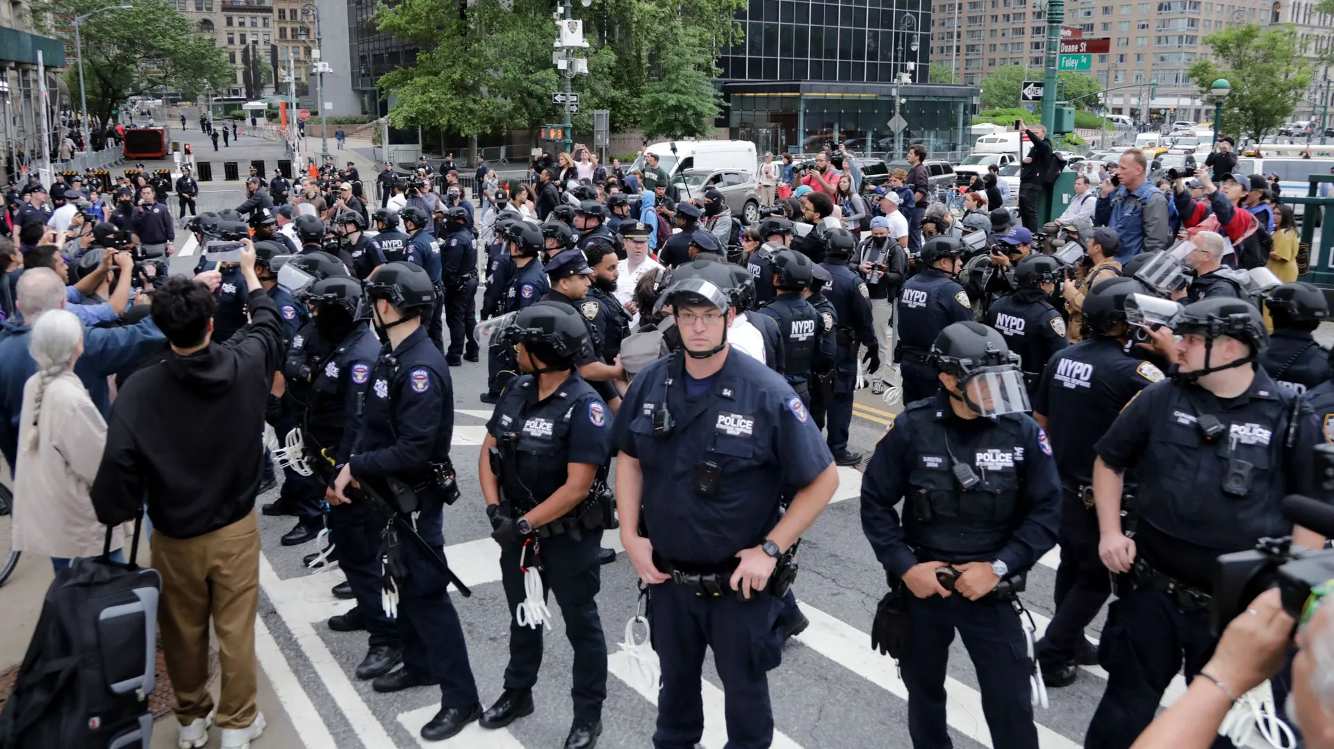 Emeutes à Los Angeles : les manifestations contre la politique ...