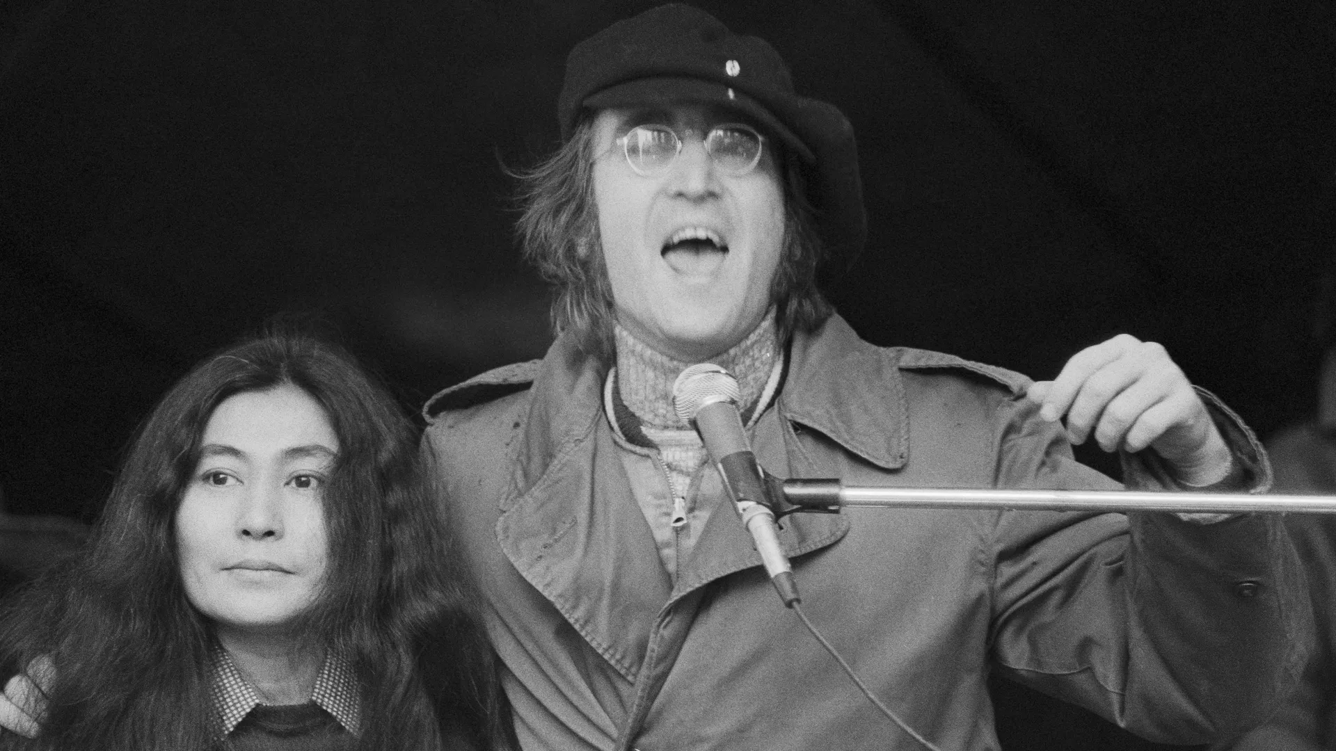 Plus de 44 ans après le meurtre de John Lennon, Mark Chapman toujours ...