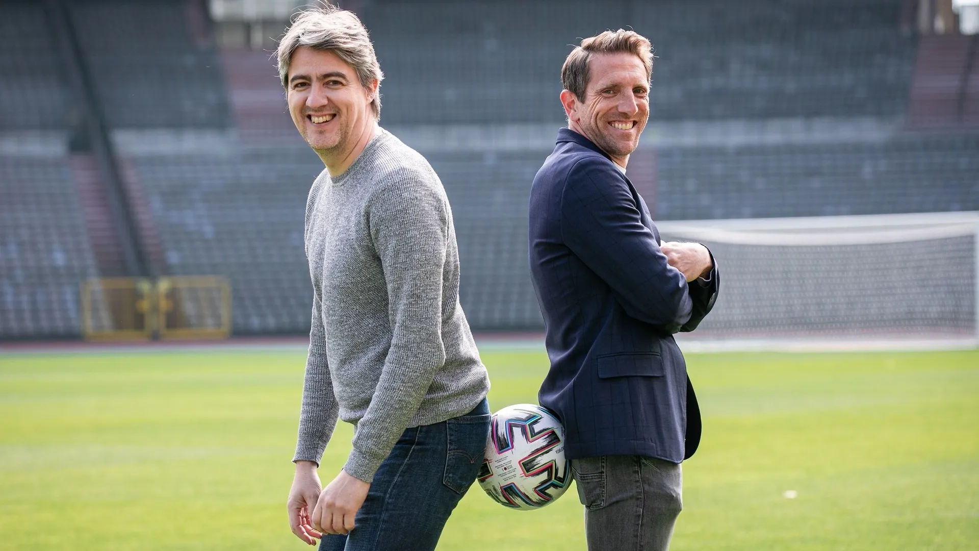 'Complètement Foot' passe en mode Coupe du Monde avec David Houdret et Pascal Scimè - RTBF Actus