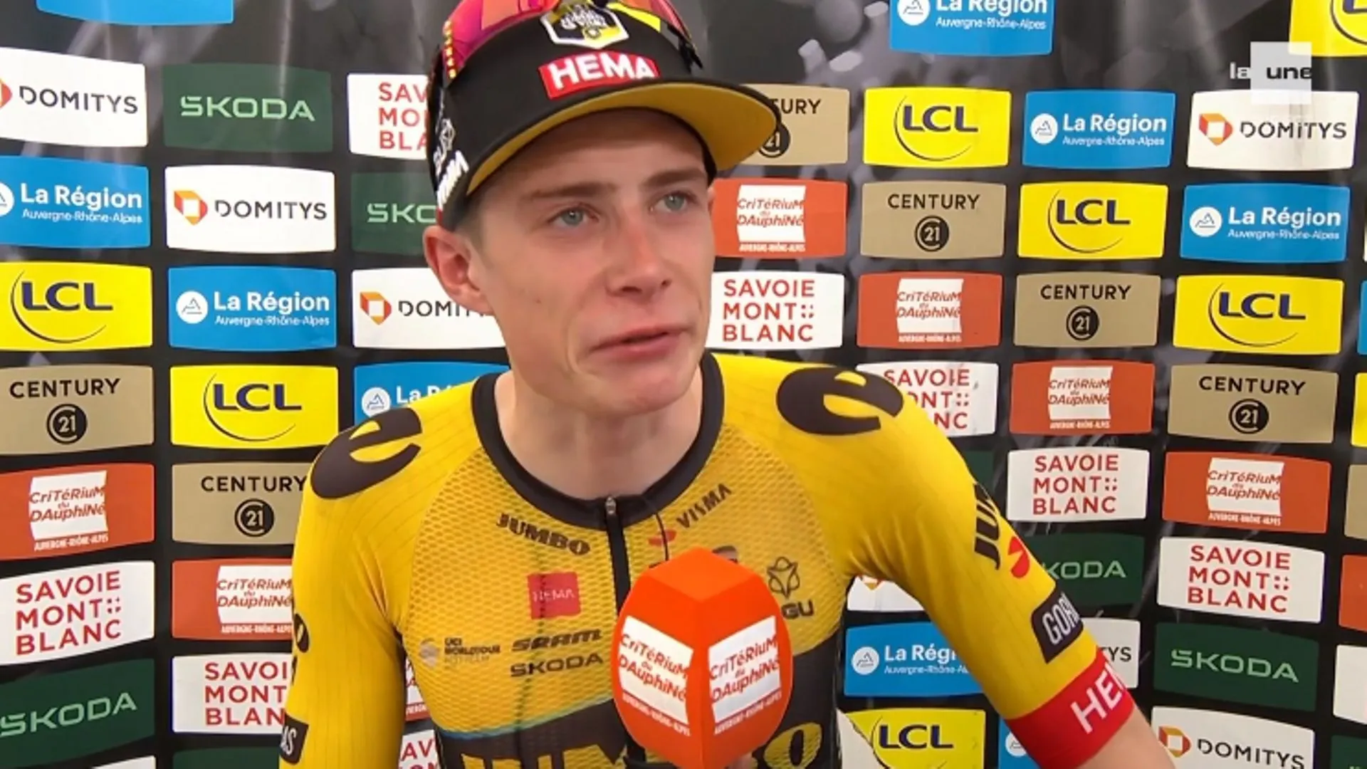 Attaque d'Annecy : deux enfants toujours 'en urgence vitale', Emmanuel Macron se rend sur place ...