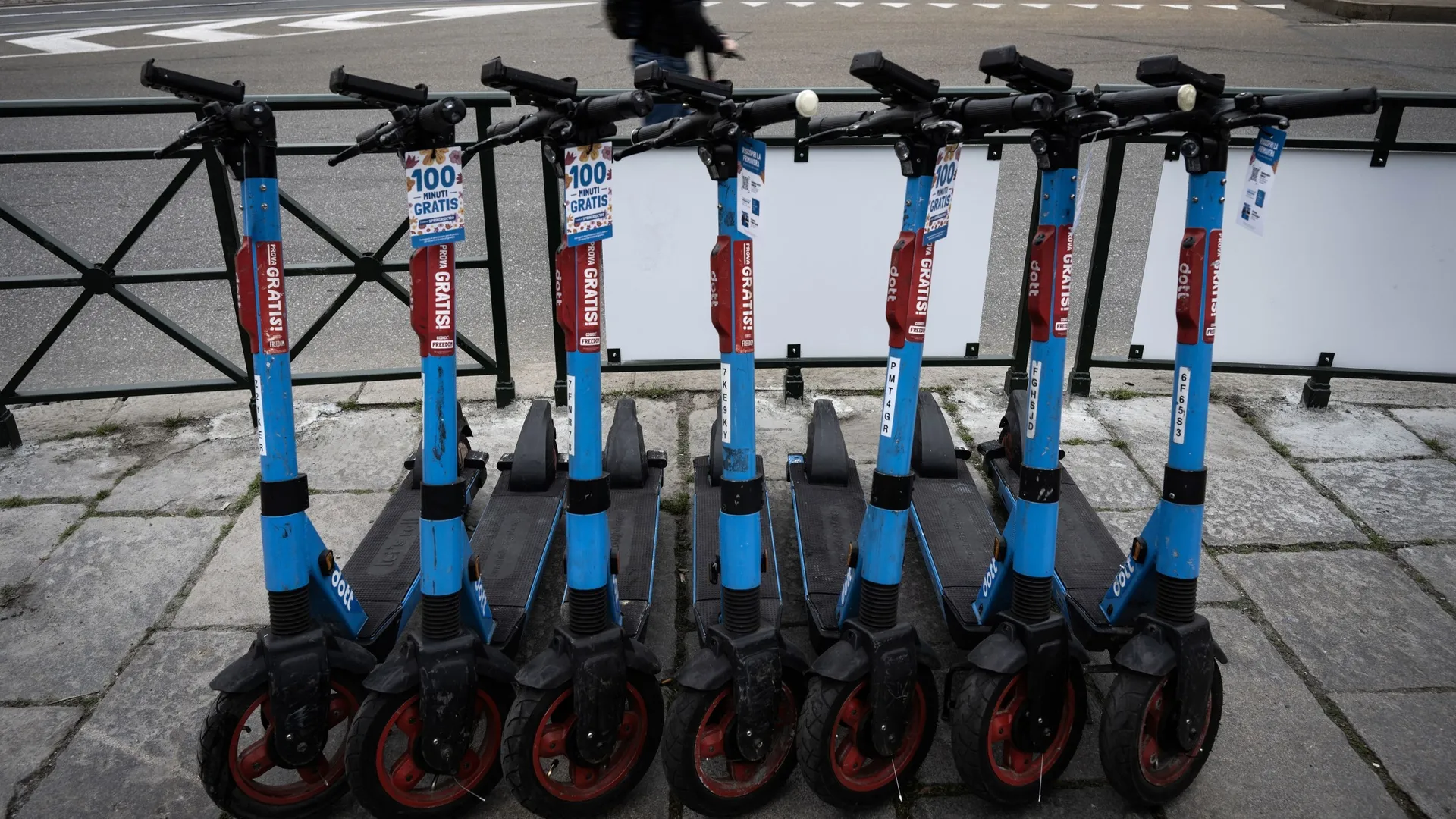 Interdiction des trottinettes à Bruxelles : la CSC craint une perte de ...