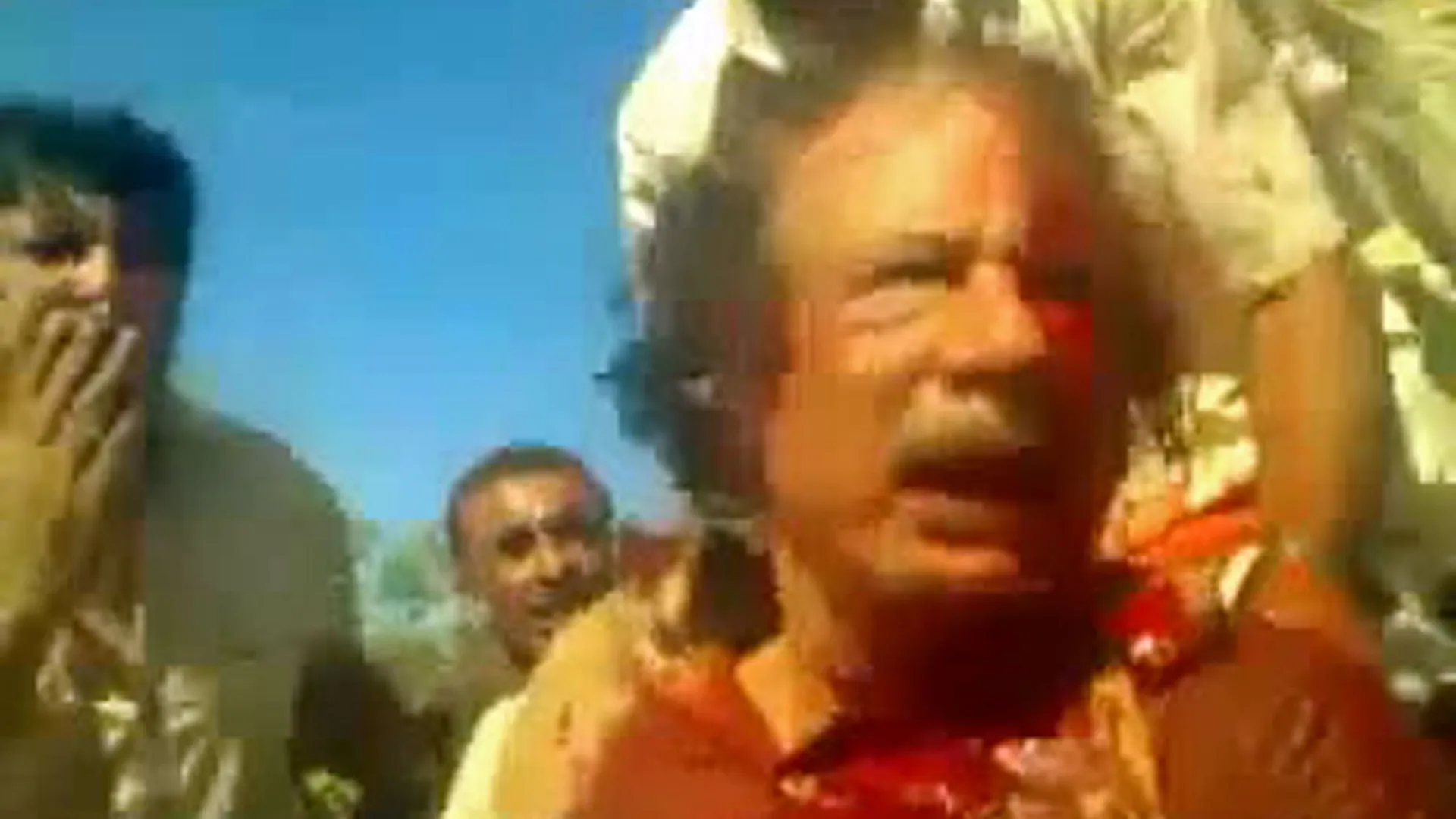 La version officielle de la mort de Kadhafi mise à mal par des vidéos ...
