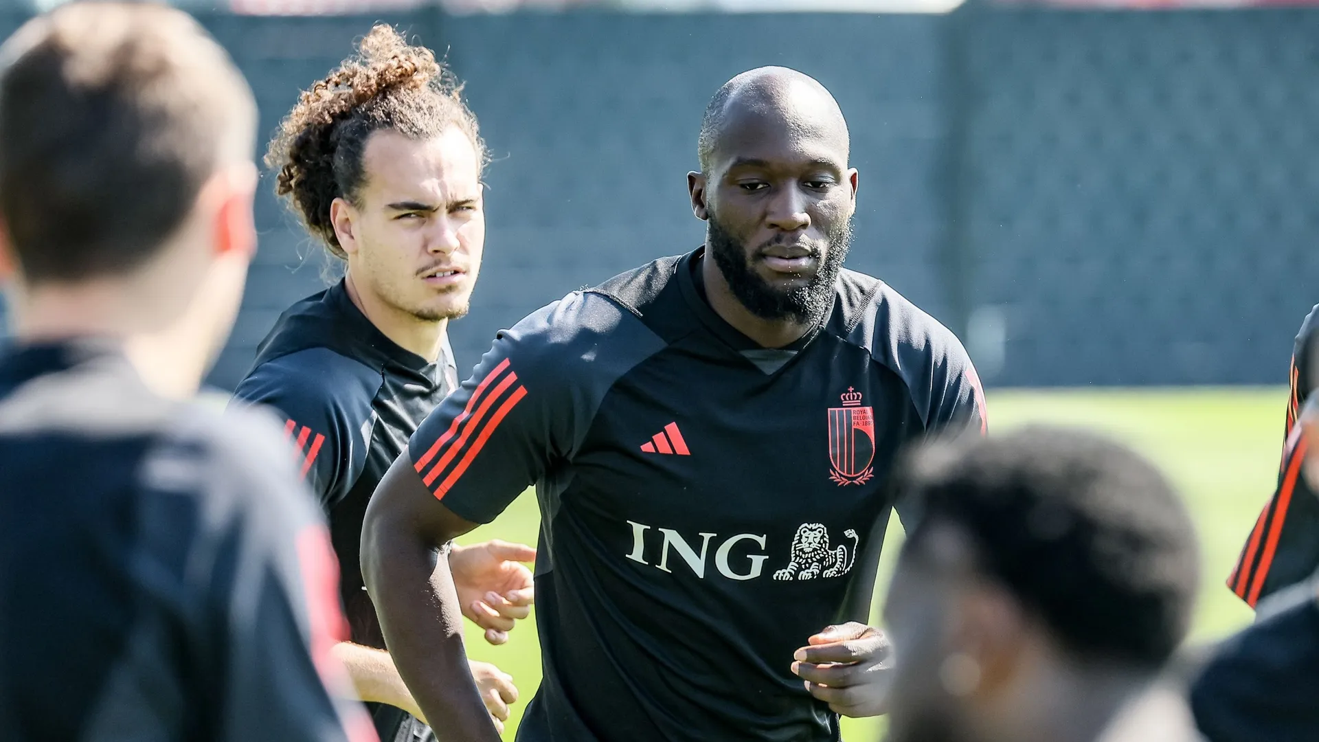 Diables Rouges : les 25 joueurs présents à l'entrainement, à deux jours ...