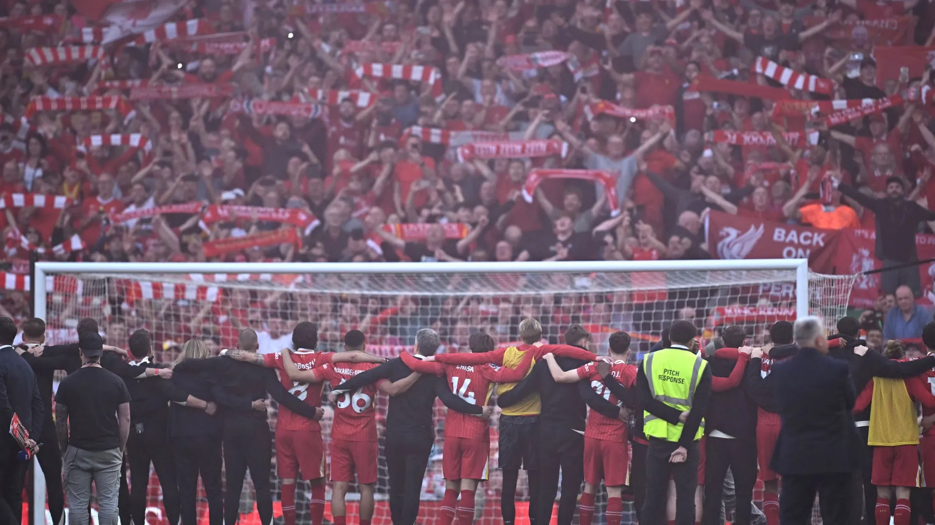 Un patron renversant : Arsenal et Trossard l'emportent finalement au ...