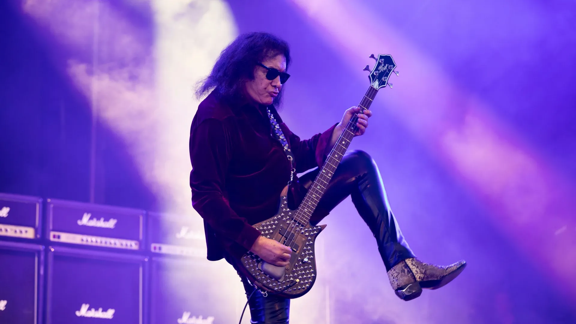 Gene Simmons (Kiss) marie Charlie Benante (Anthrax) et Carla Harvey ...