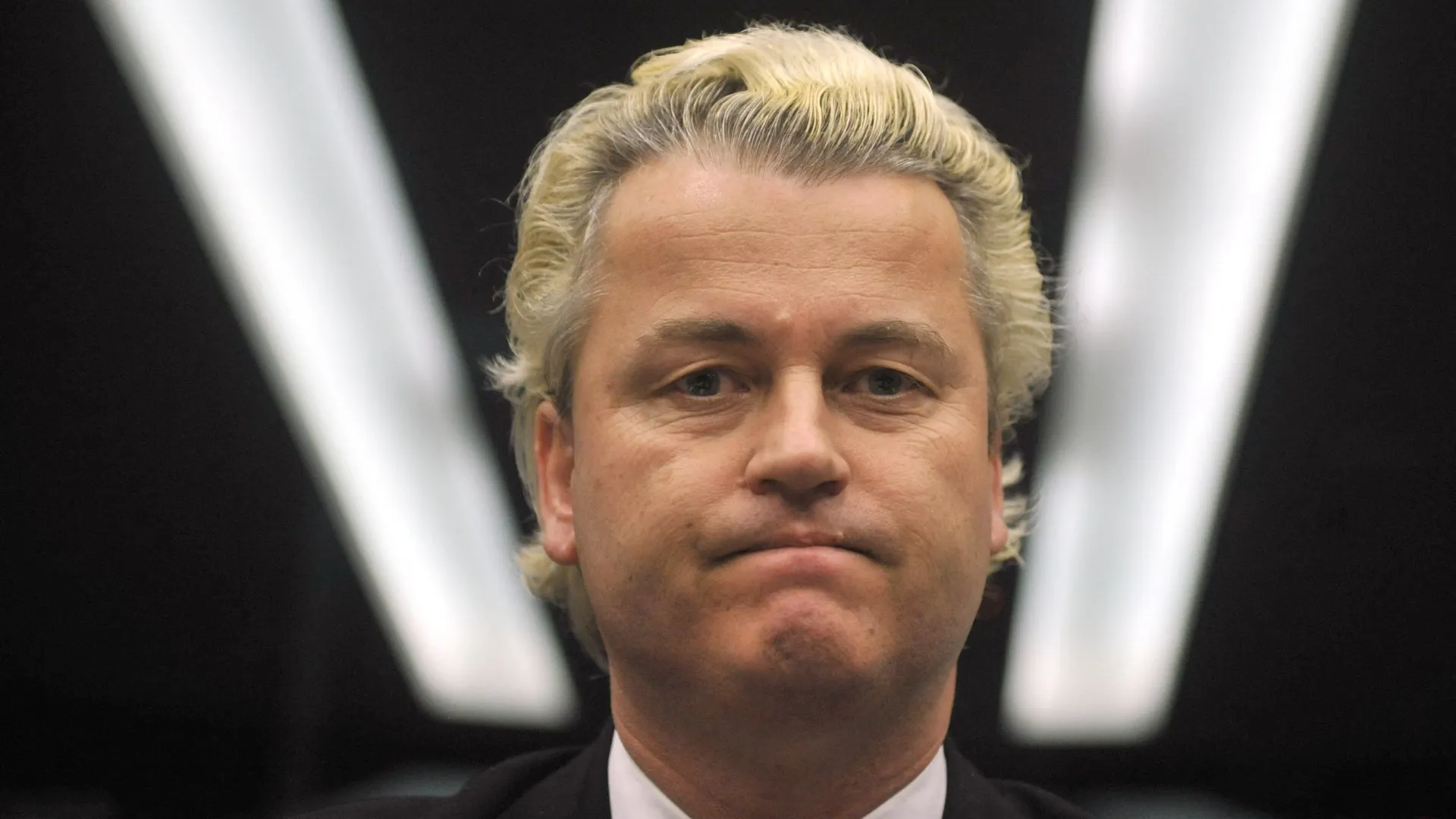 Elections aux Pays-Bas : le sénateur du PVV Gom van Strien désigné ...