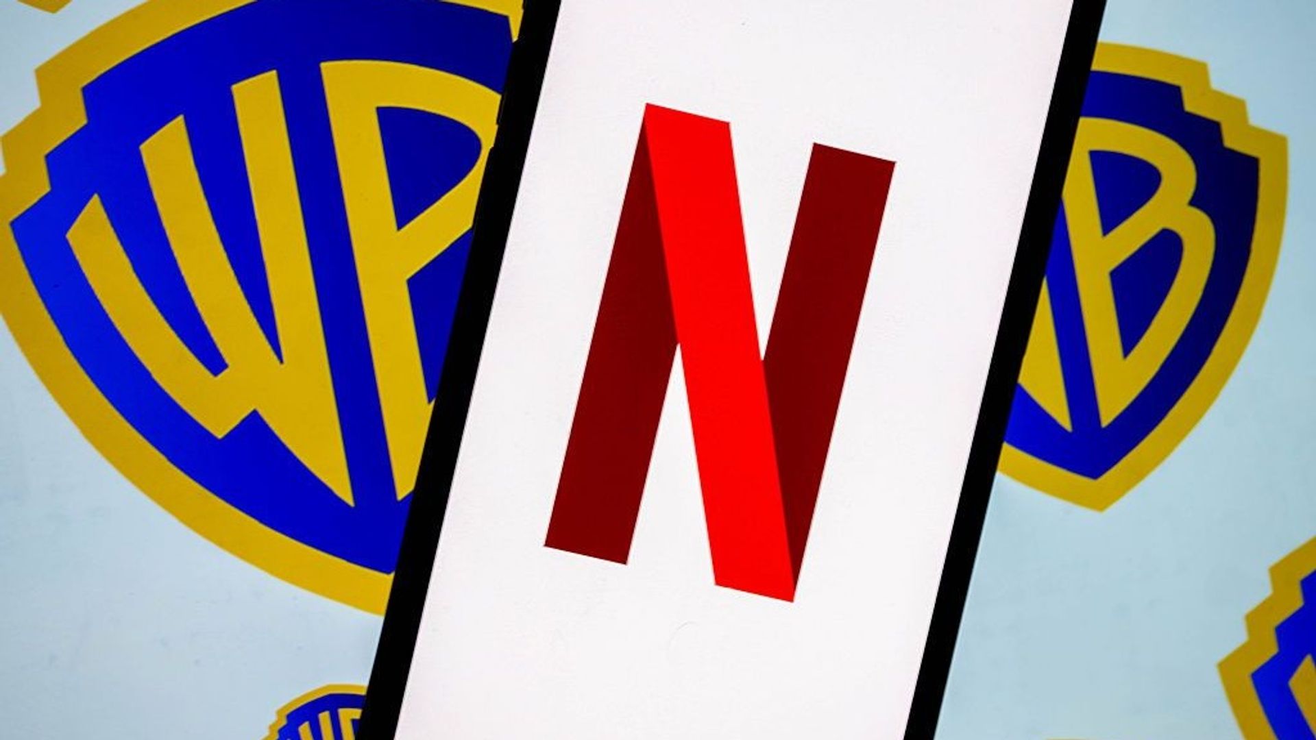 Netflix face à Paramount : qui remportera la bataille pour Warner Bros ...
