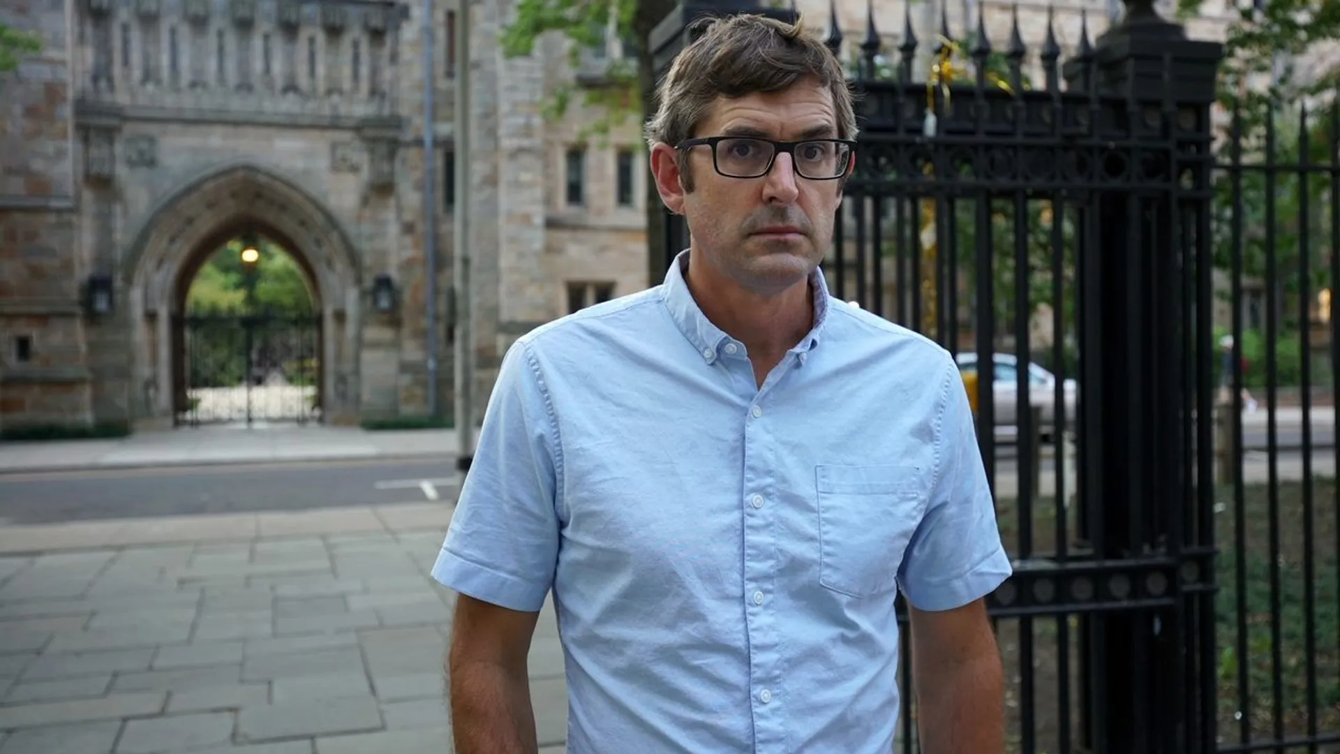 5 choses à savoir sur Louis Theroux, pointure du 'journalisme gonzo ...