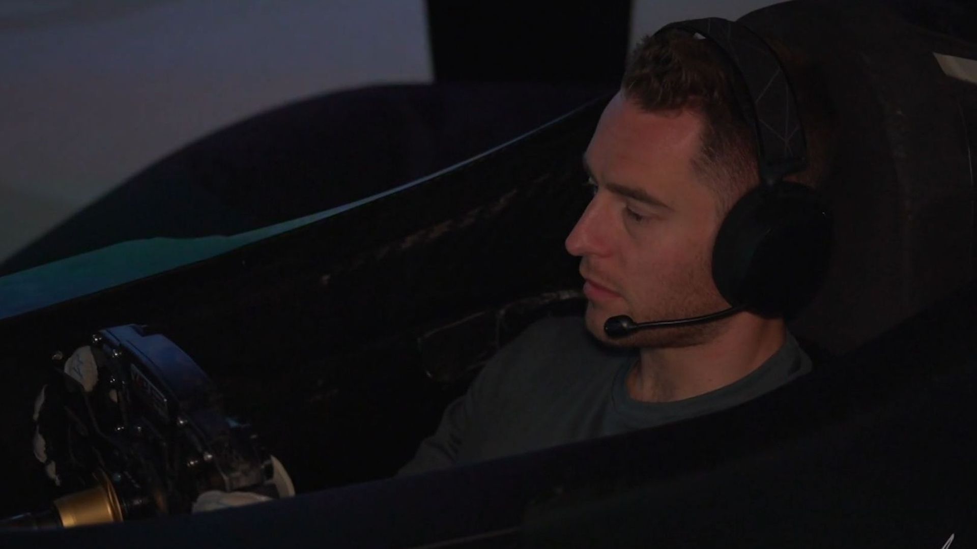 En immersion avec Stoffel Vandoorne dans le simulateur de l'équipe DS ...