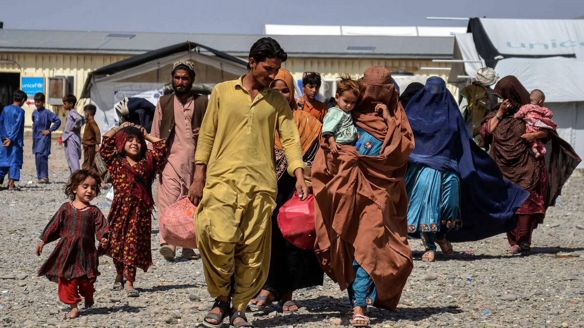 Les talibans célèbrent leur 4e anniversaire à la tête de l’Afghanistan - RTBF Actus