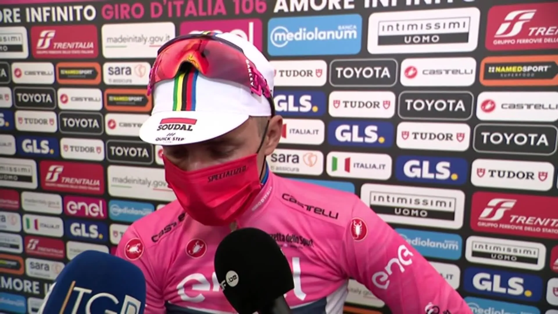 Giro 2023 : Paret-Peintre remporte la 4e étape, Evenepoel cède le ...