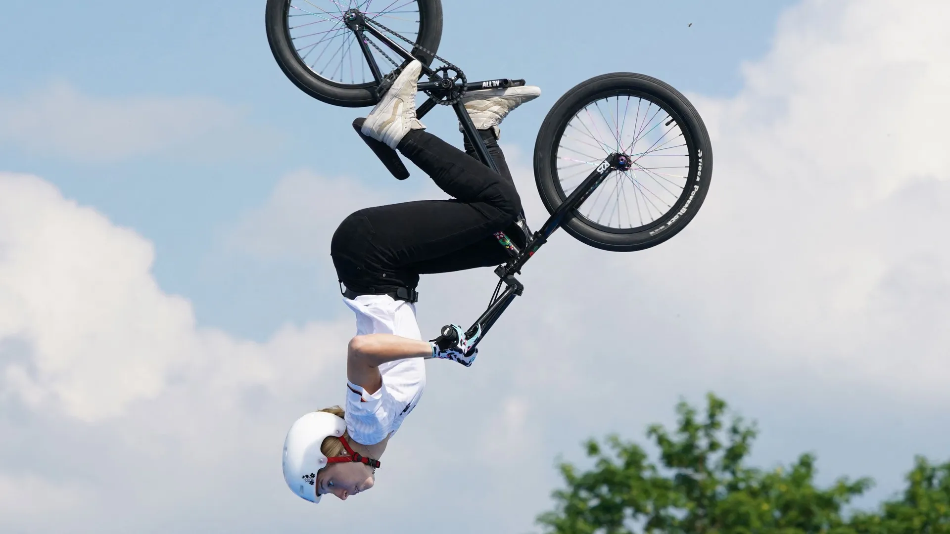 Urban Sessions Bruxelles : place au show, suivez les finales du BMX ...
