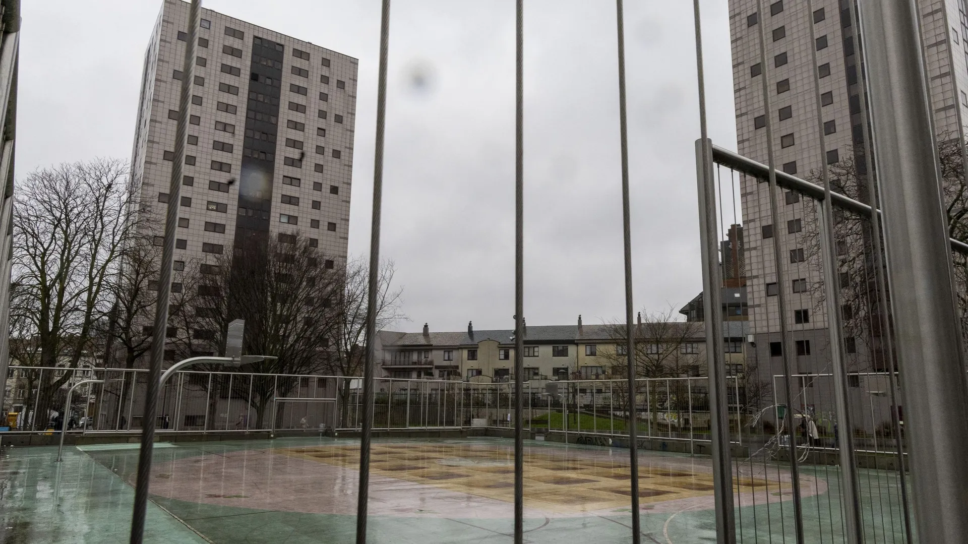 Début du procès de seize prévenus liés au trafic de drogue à Saint ...